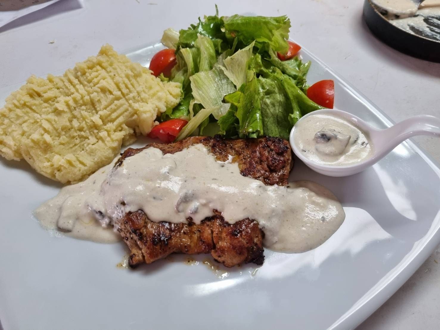 ร้าน Zap bar @swim pool | รีวิวร้านอาหาร