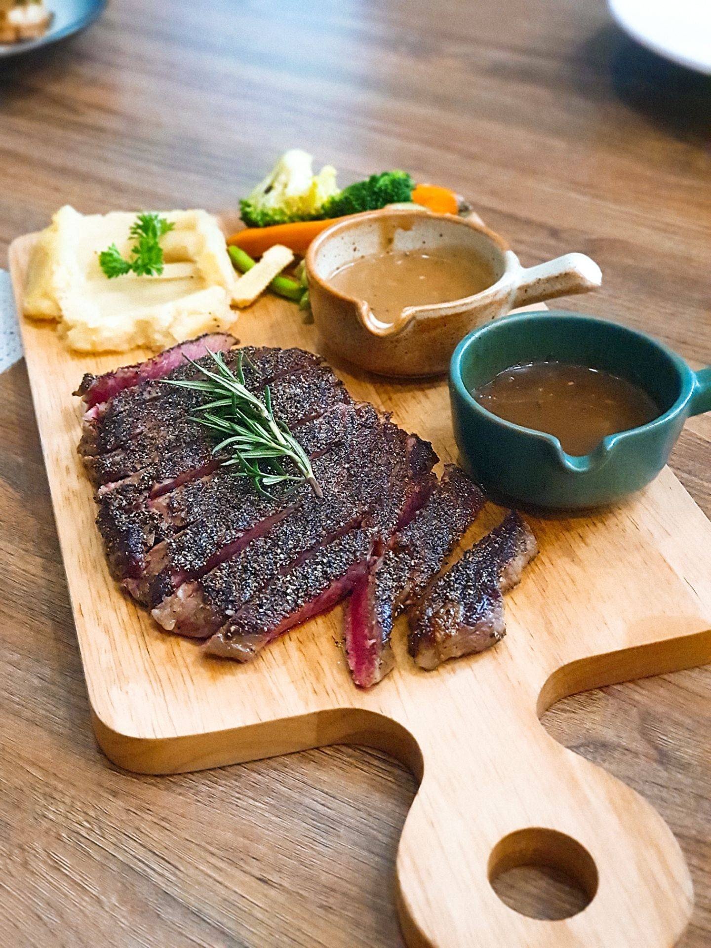 New Zealand Grass-fed Ribeye ร้าน Beef Express บางนา For You Park บางนา