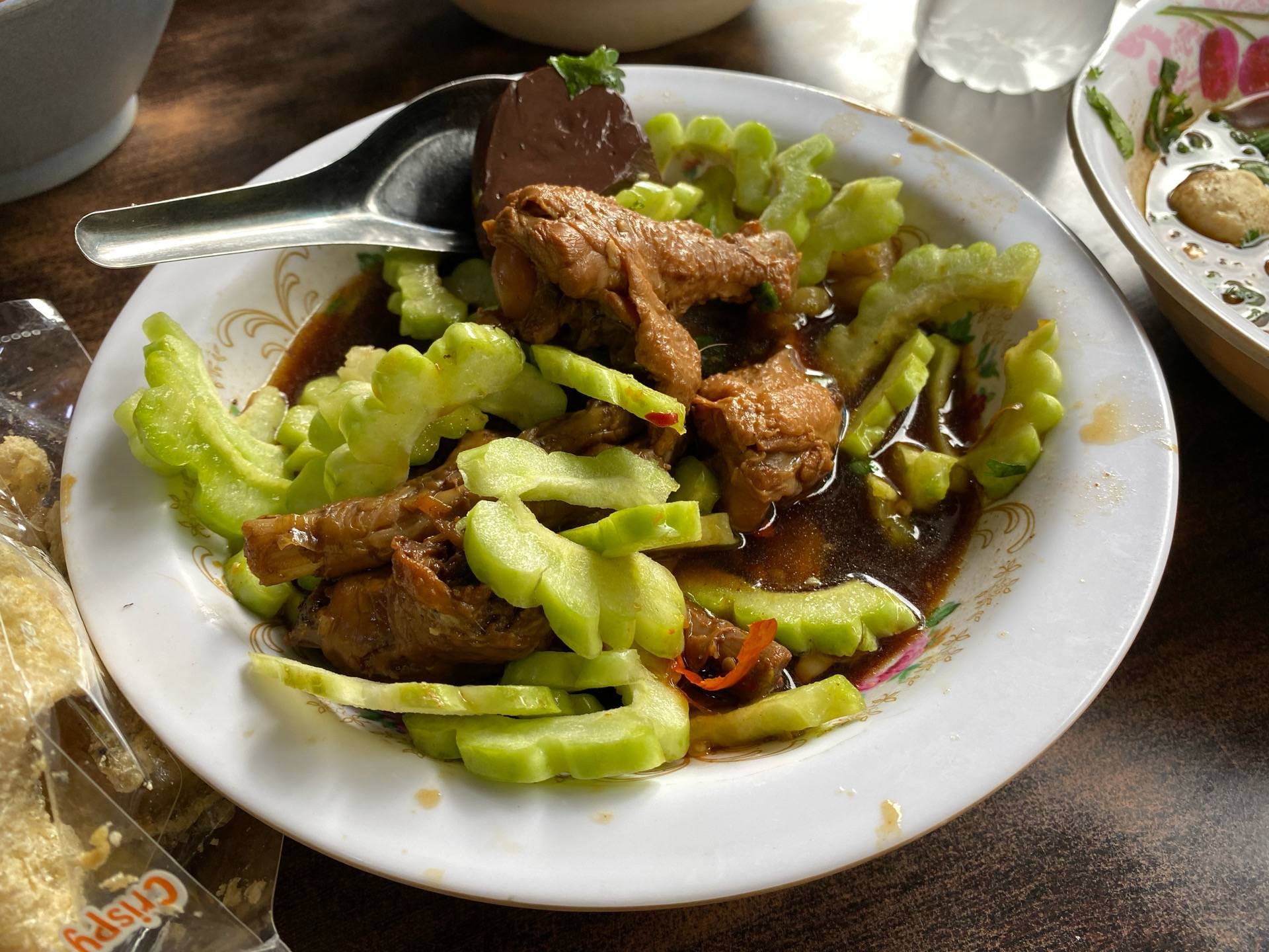 รูป ก๋วยเตี๋ยวไก่เจ๊แดง เซ็นทรัลลาดพร้าว