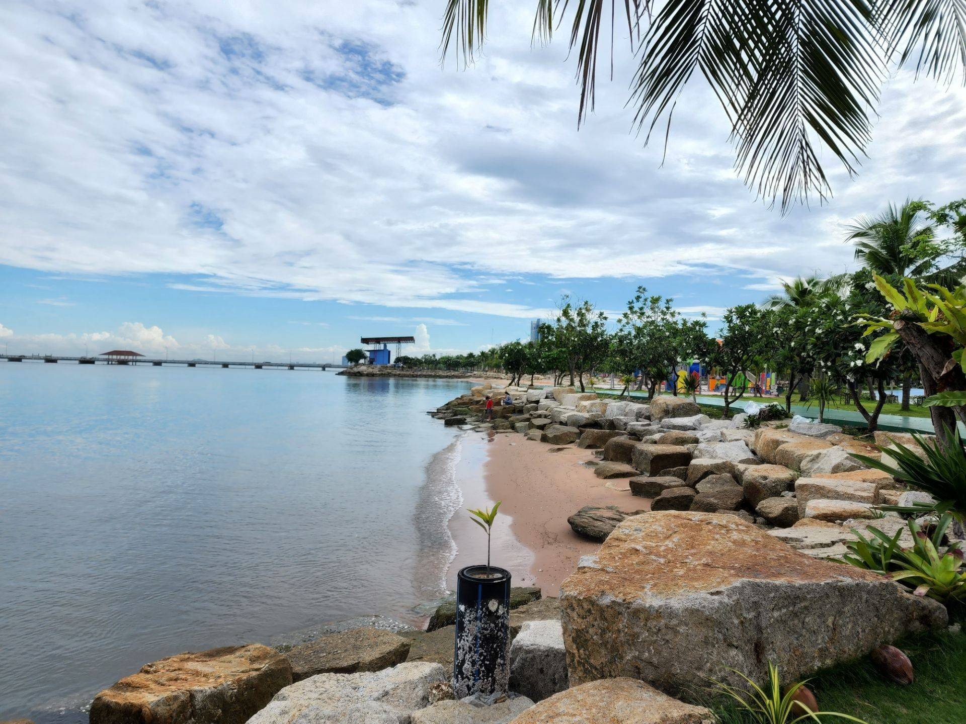 รูป สวนสุขภาพเกาะลอย