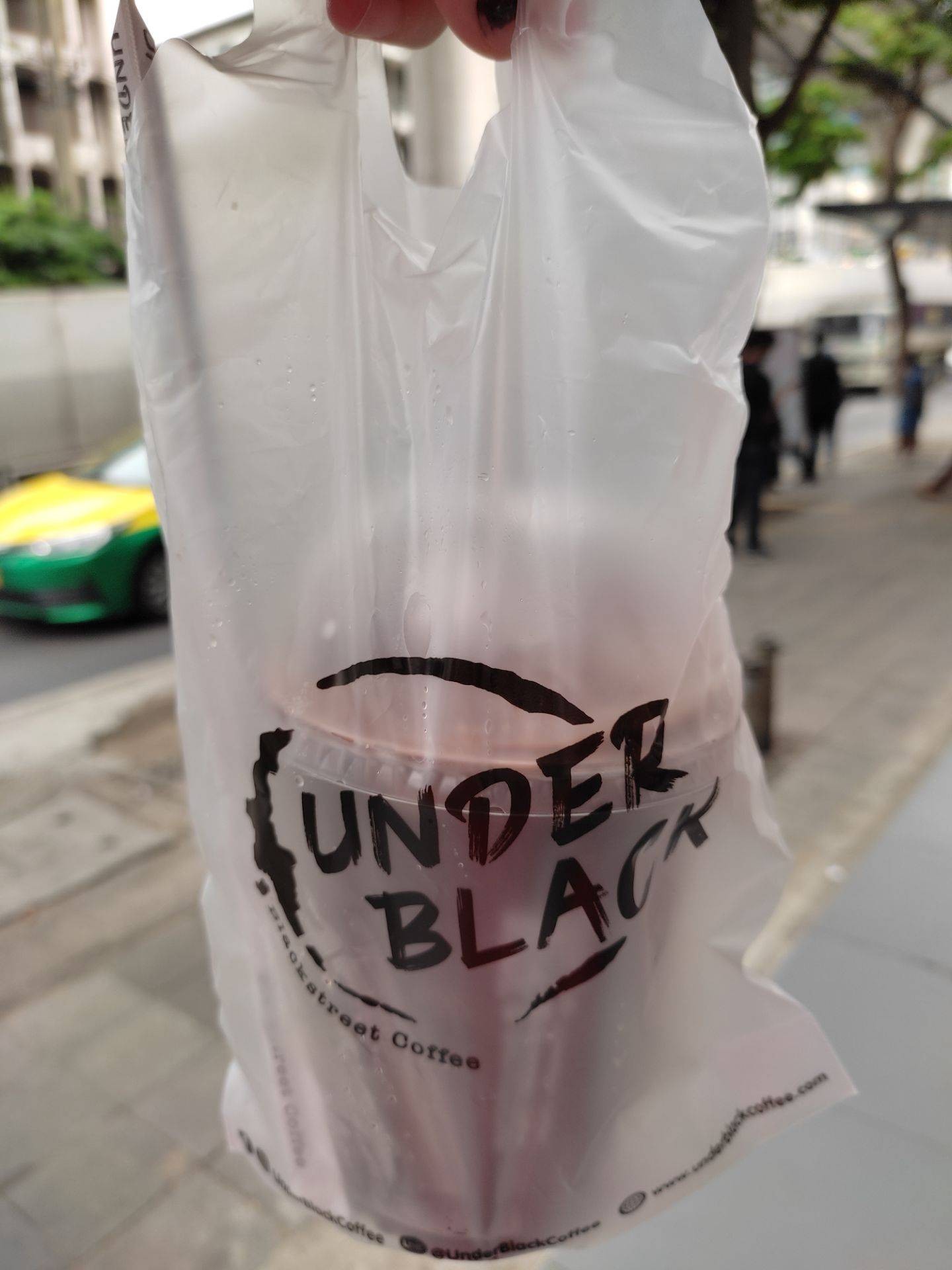 โกโก้ ร้าน อันเดอร์แบล็ค คอฟฟี่ เกษตร-เสนา