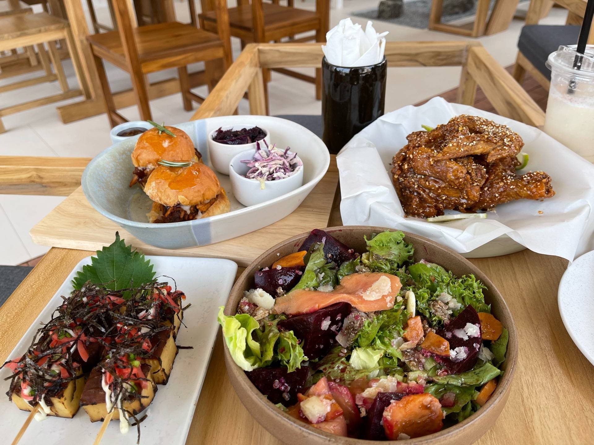 รูป Chirp Cafe and Chat Space Chirp Cafe and Chat Space