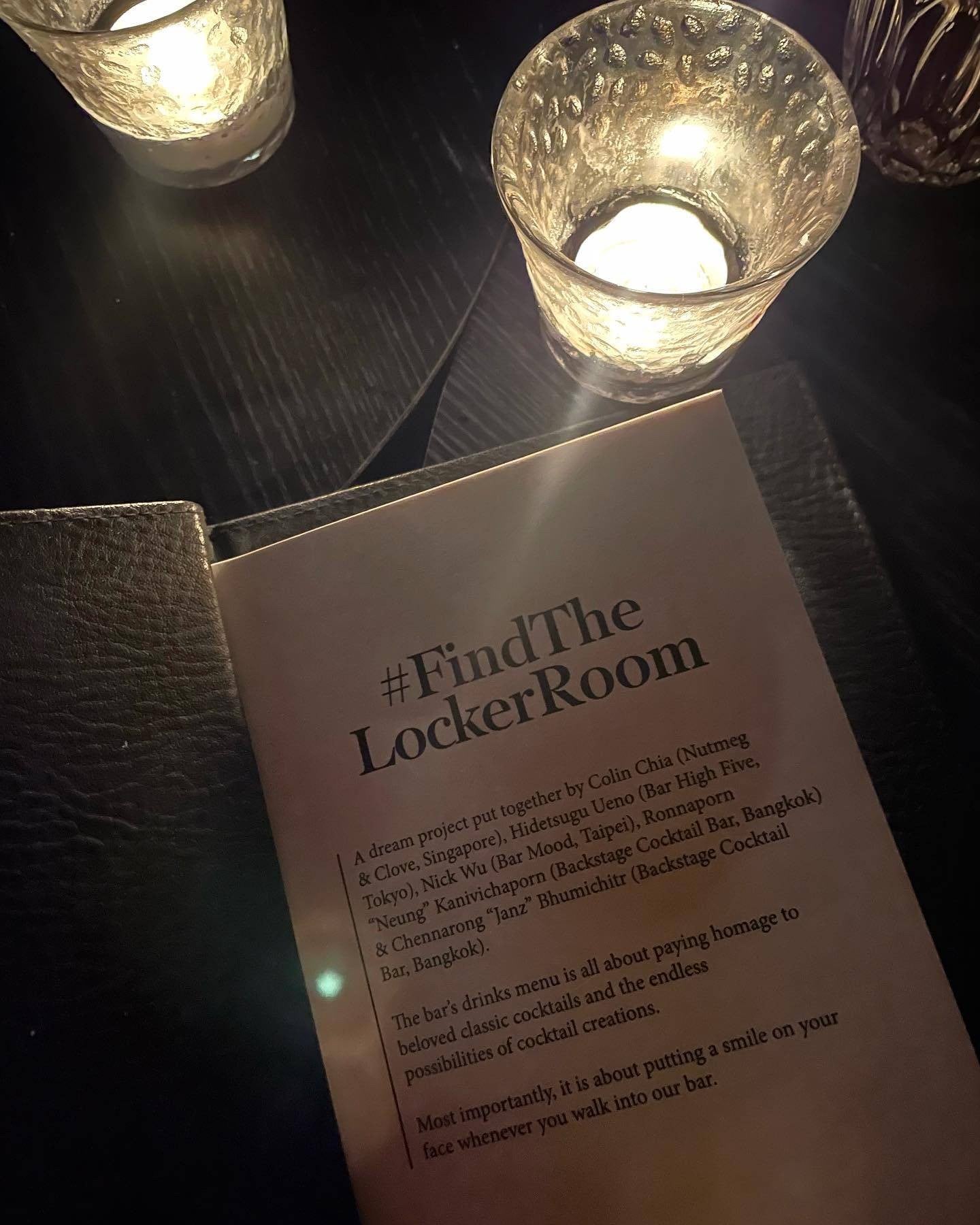 รูป Find The Locker Room
