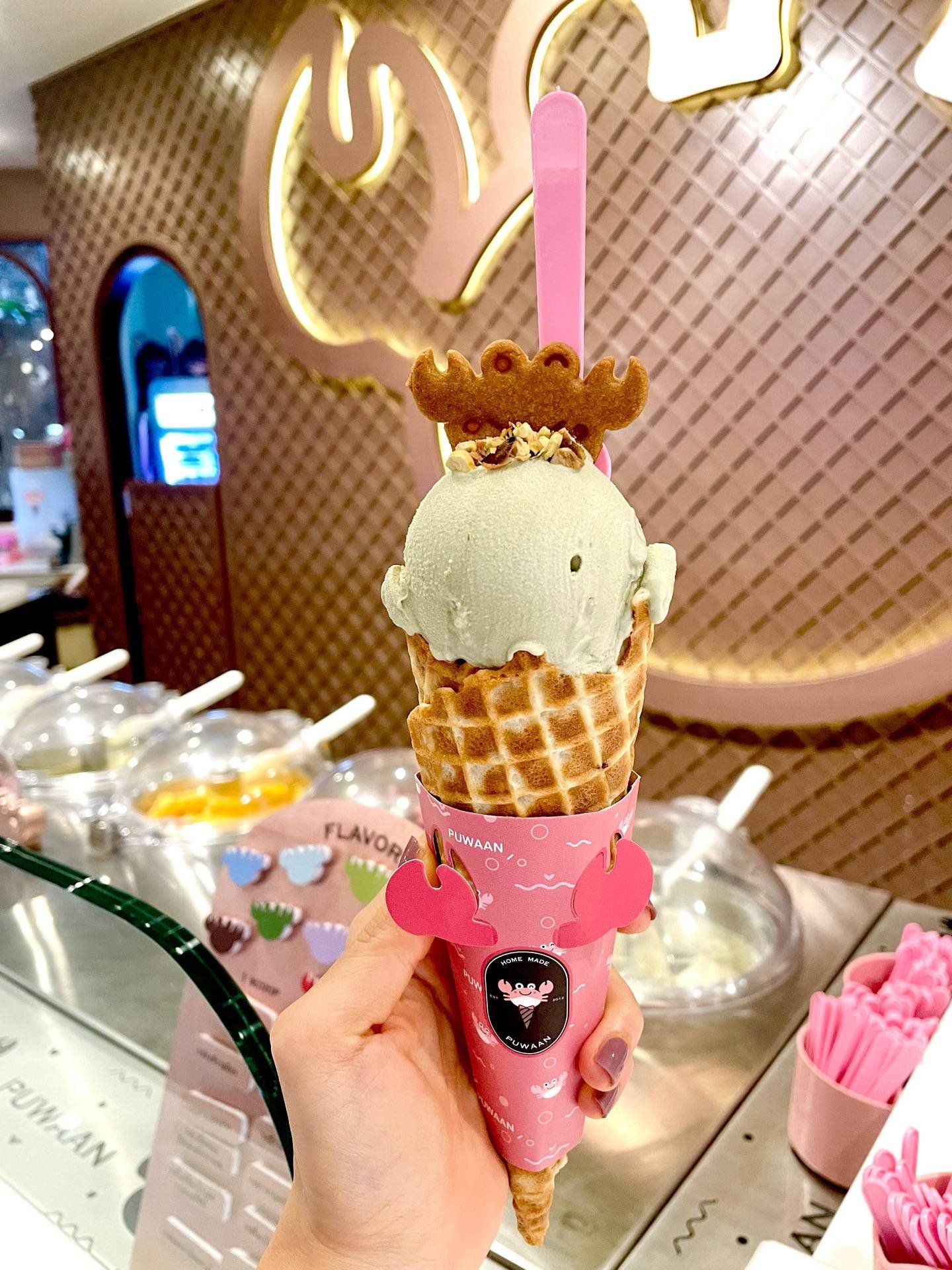 รีวิว Puwaan By Pupen - ไอศกรีมทำสด เนื้อเนียน สั่งใส่ถ้วยจะได้น้องปู ...