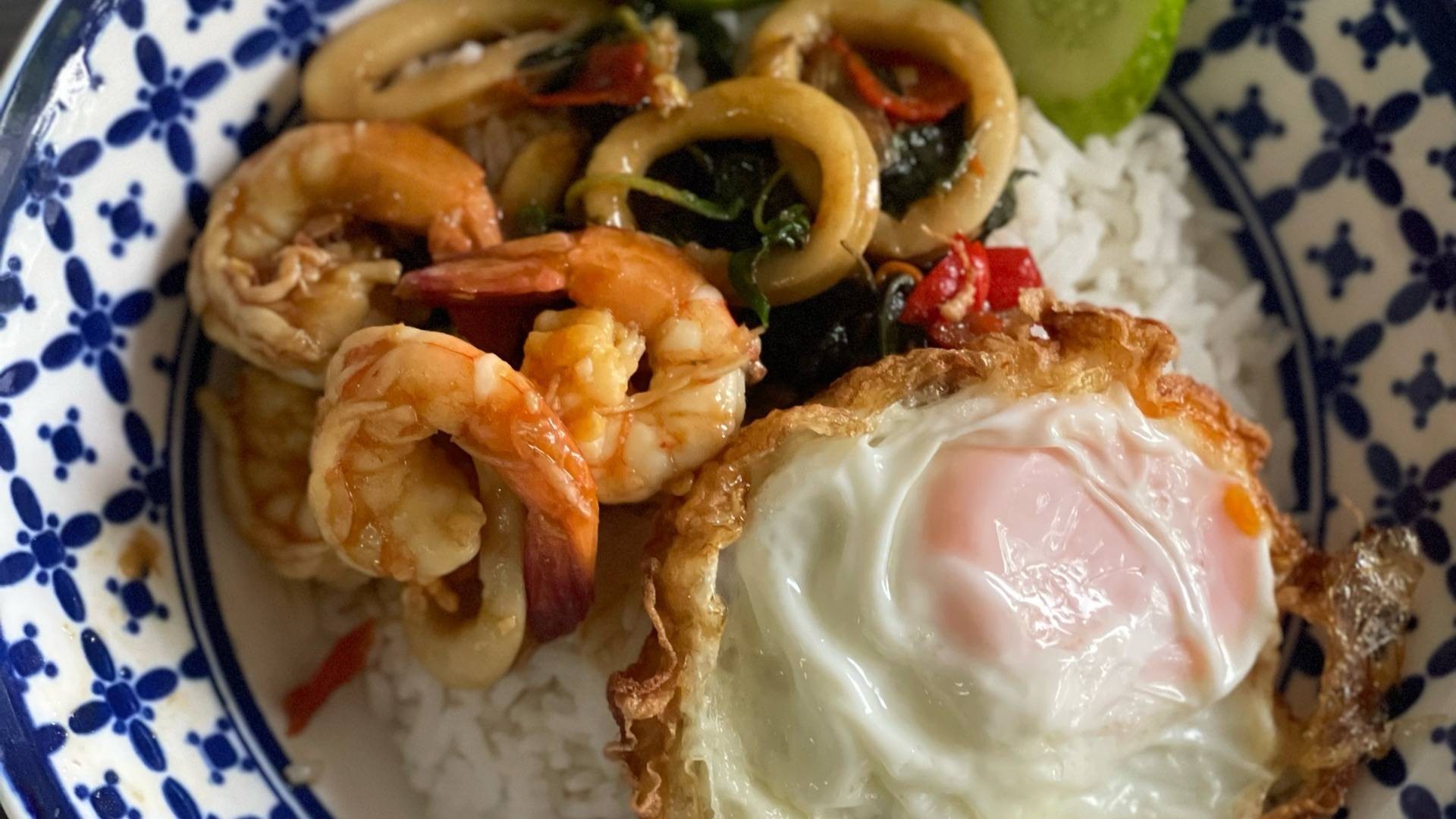 Pig up ข้าวต้มกะเพราเด็ด - สั่งอาหารเดลิเวอรี | Wongnai x LINE MAN