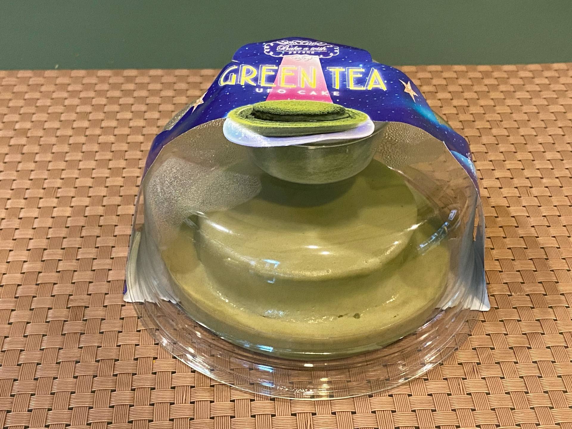 Green tea UFO cake ร้าน Bake A Wish Silom Complex
