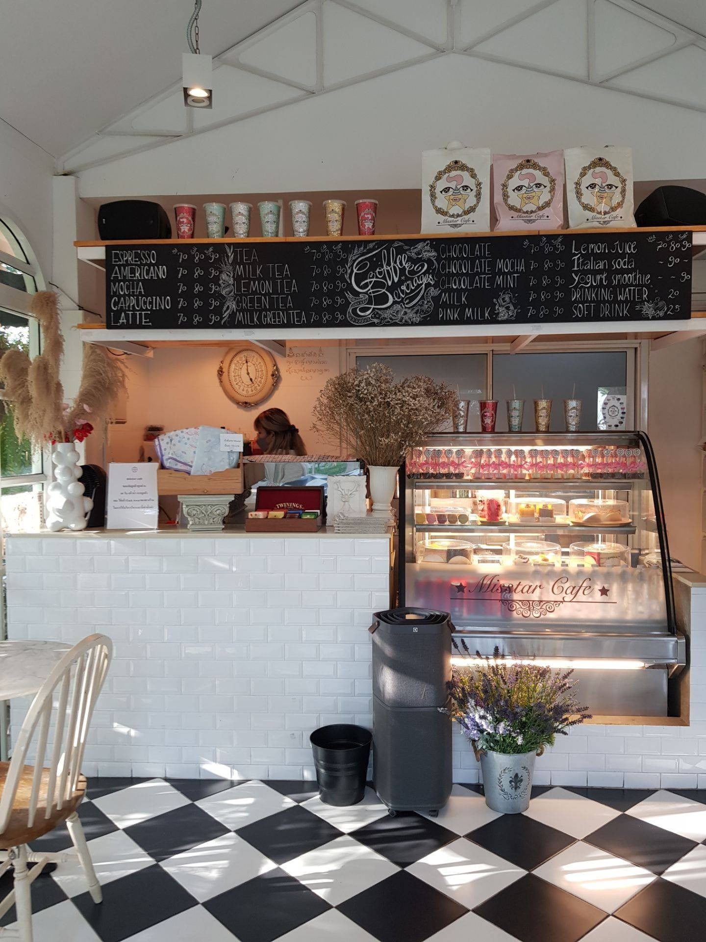 รูป Misstar Cafe by Davika - Wongnai