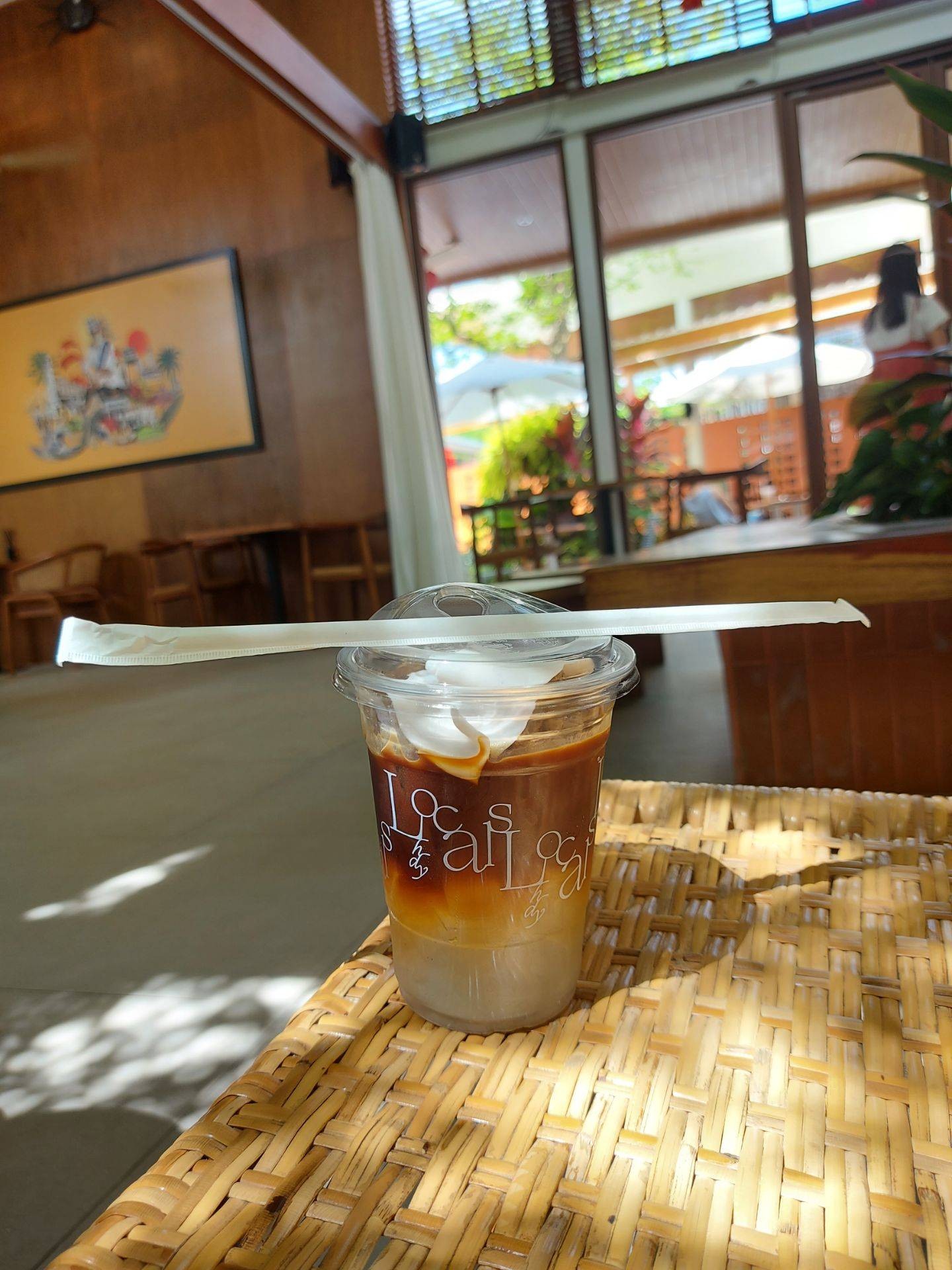 รีวิว LOCALS.HDY (Café&Restaurant) - - กาแฟดี รอนานหน่อย