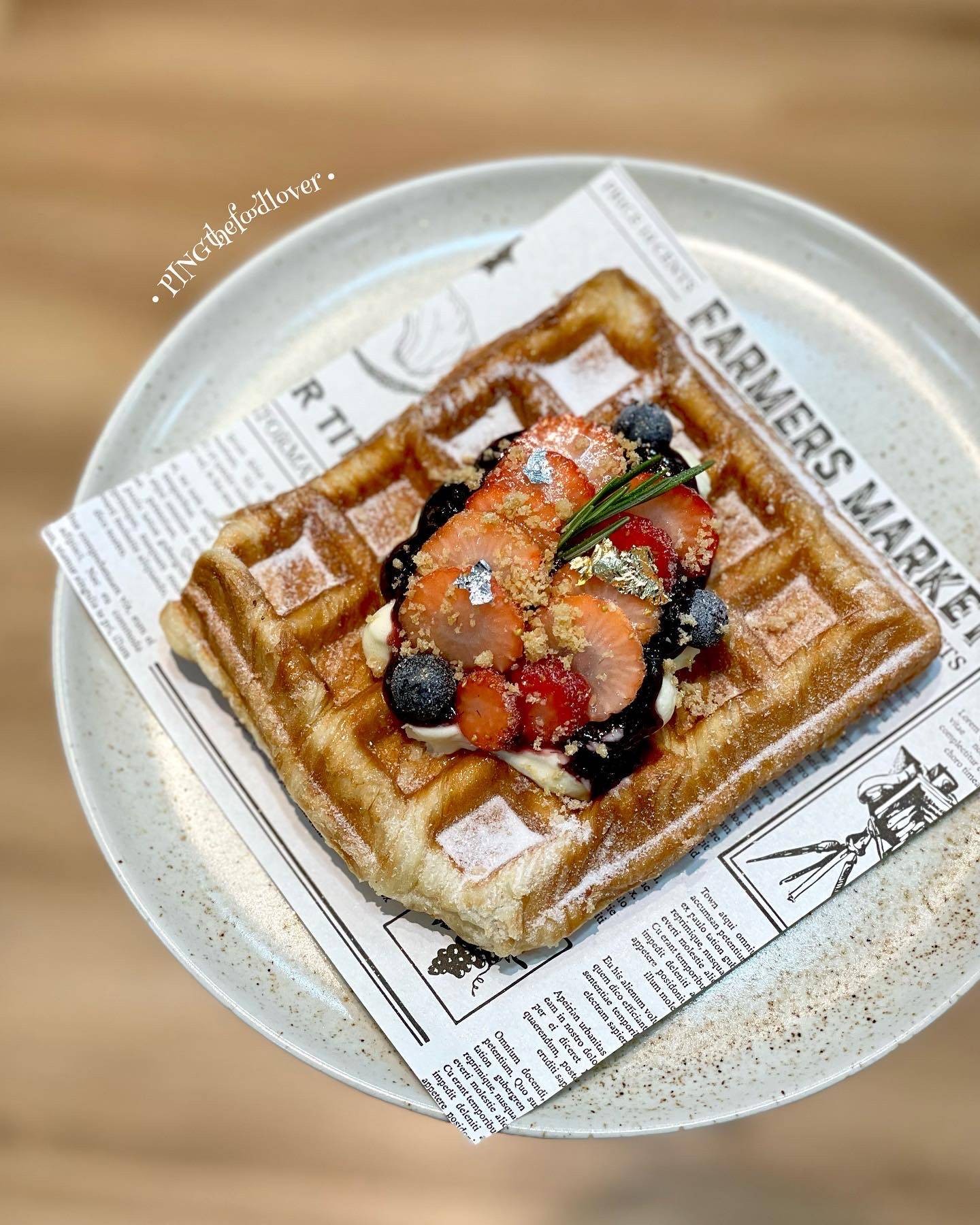 Mix Berry Cream Cheese Croffle • ครอฟเฟิลครีมชีสนุ่มๆพร้อมซอสมิกซ์เบอร์ ...