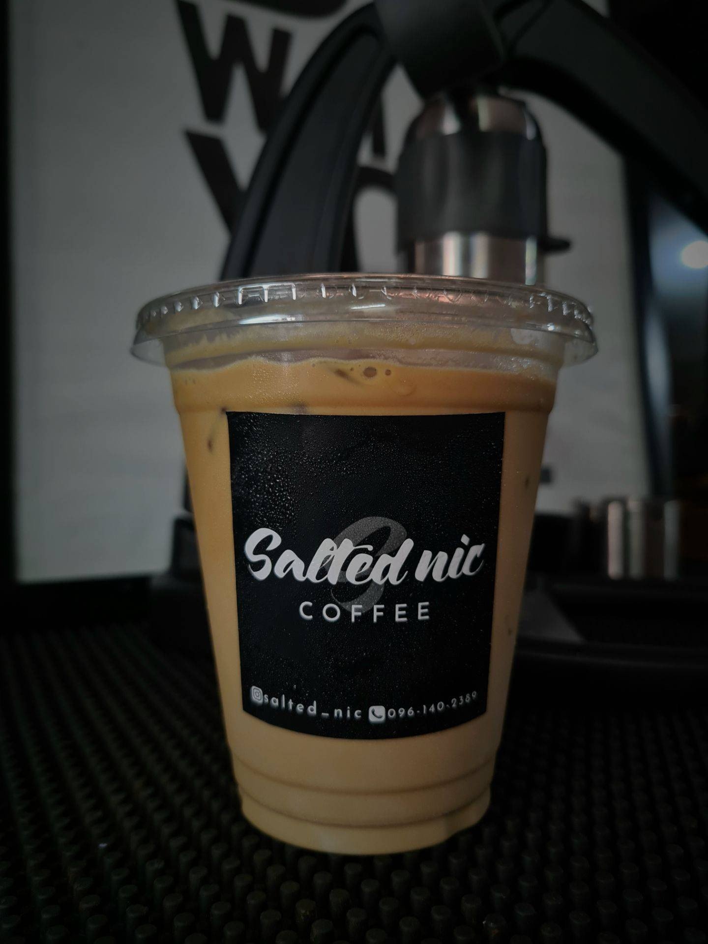 รีวิว Salted nic Coffee ( ร้านกาแฟซอลท์นิค) Slow bar นครสวรรค์ - home ...