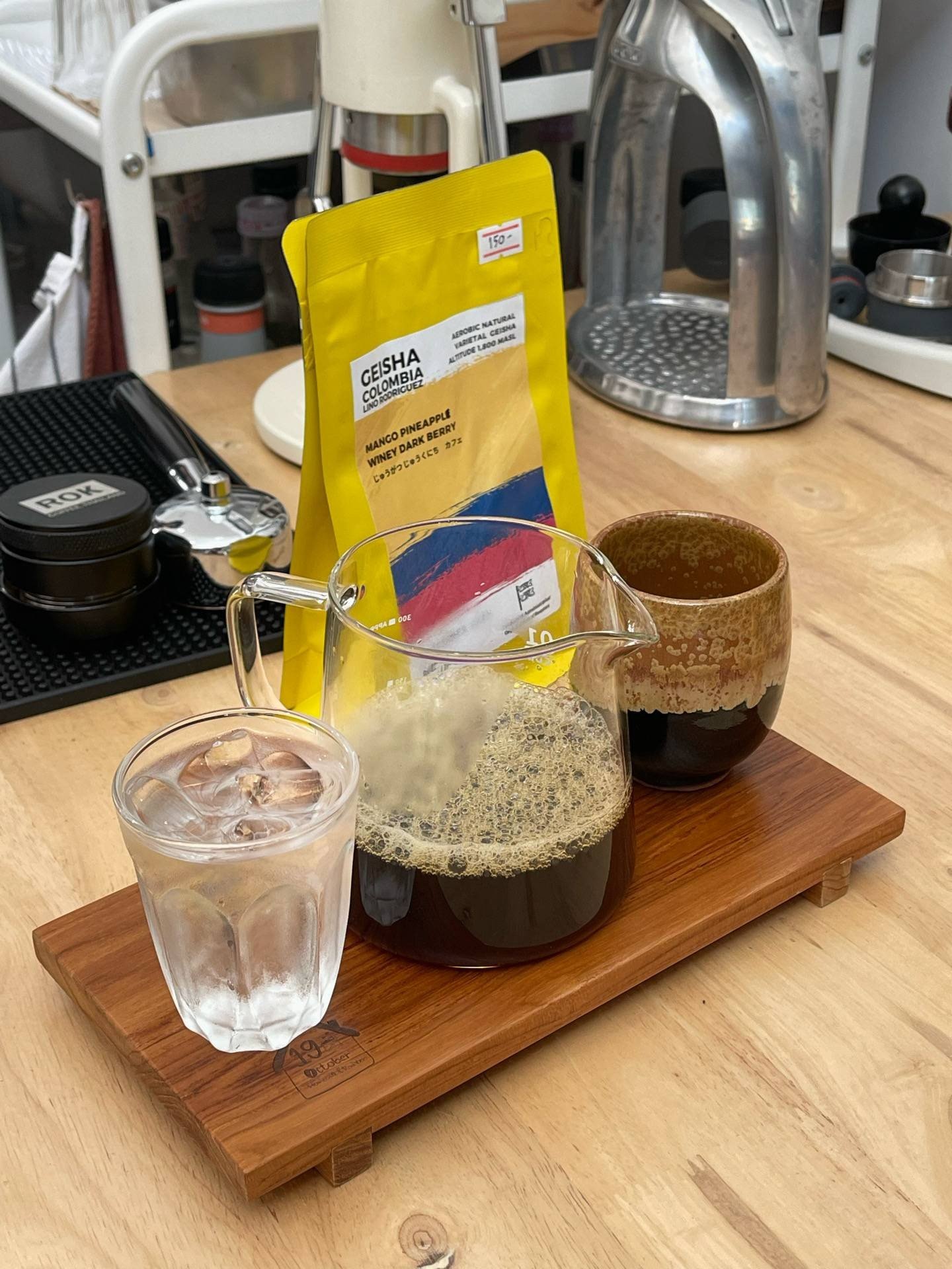 รีวิว 19 October Cafe - สโลว์บาร์ดี ๆ ที่เพชรบูรณ์ คั่วเอง กดเอง มีให้ ...