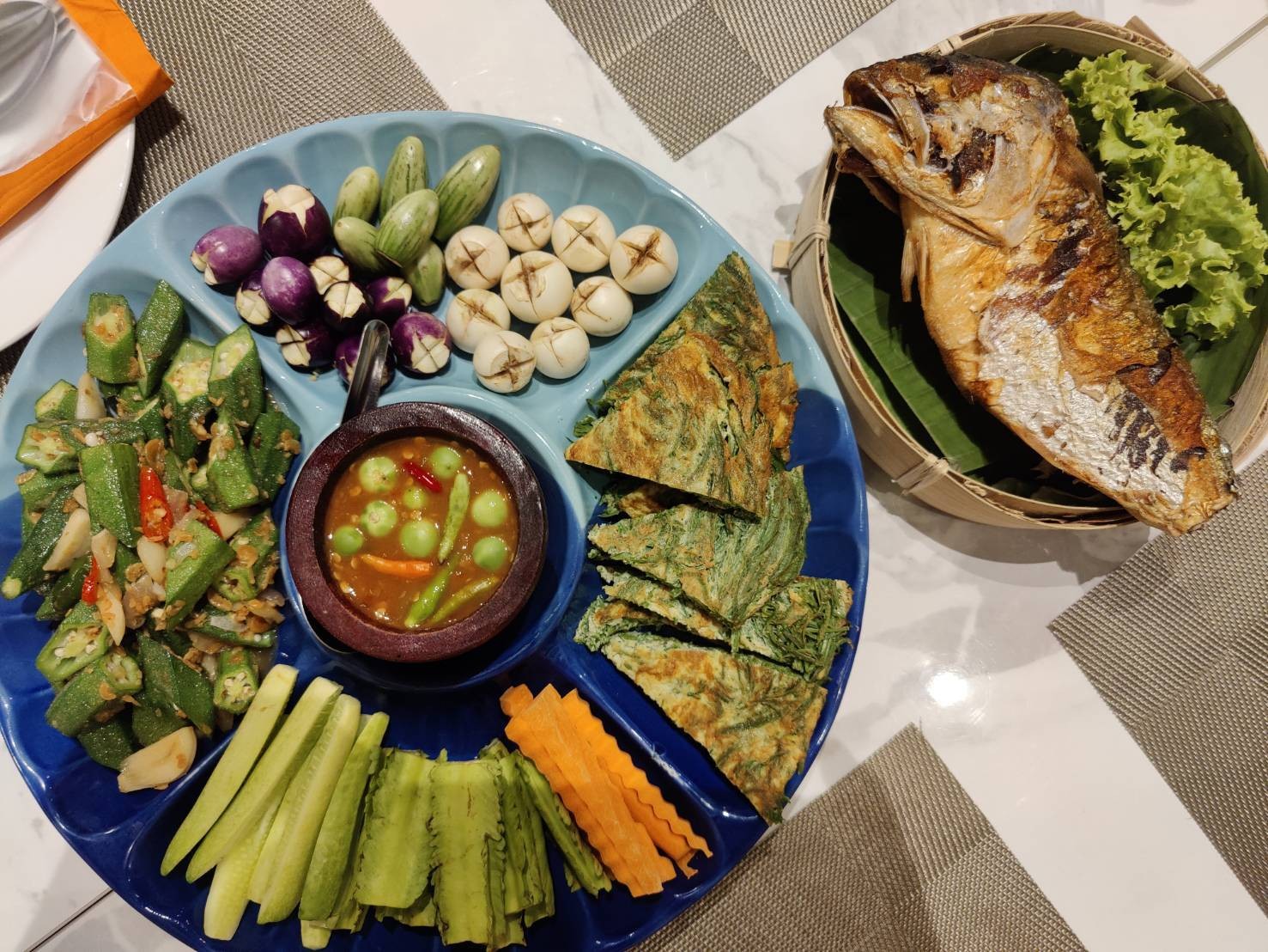 รีวิว Kaya Café By Khun Pu พรานนก - อาหารอร่อยมาก มีเมนูจากกัญชาด้วยค่ะ