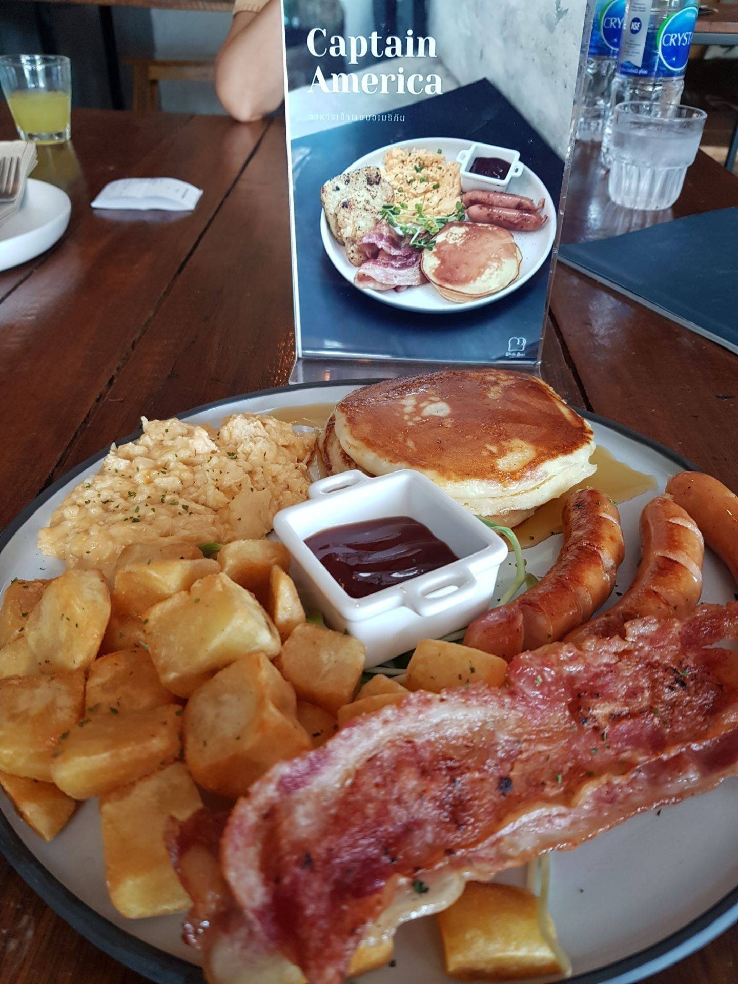 รีวิว White Buns Cafe&Bistro - เปืดร้านเก้าโมงเช้า อาหารจัดสวย ขนมปัง ...