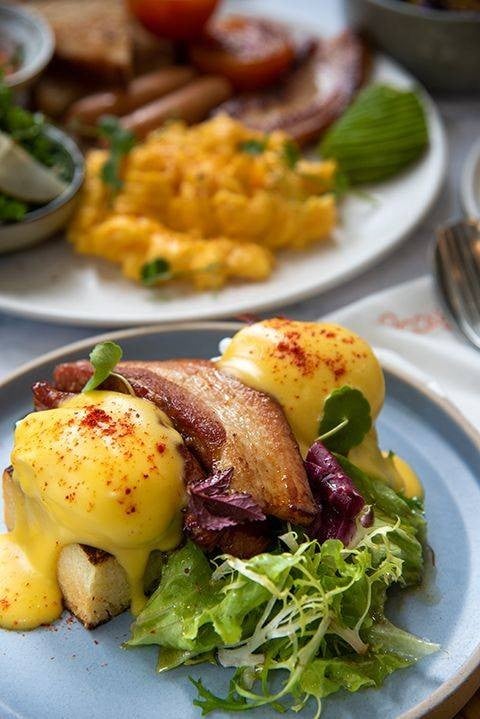 BENNY AU YUZU SMOKED BACON • image ร้าน OCCA’S