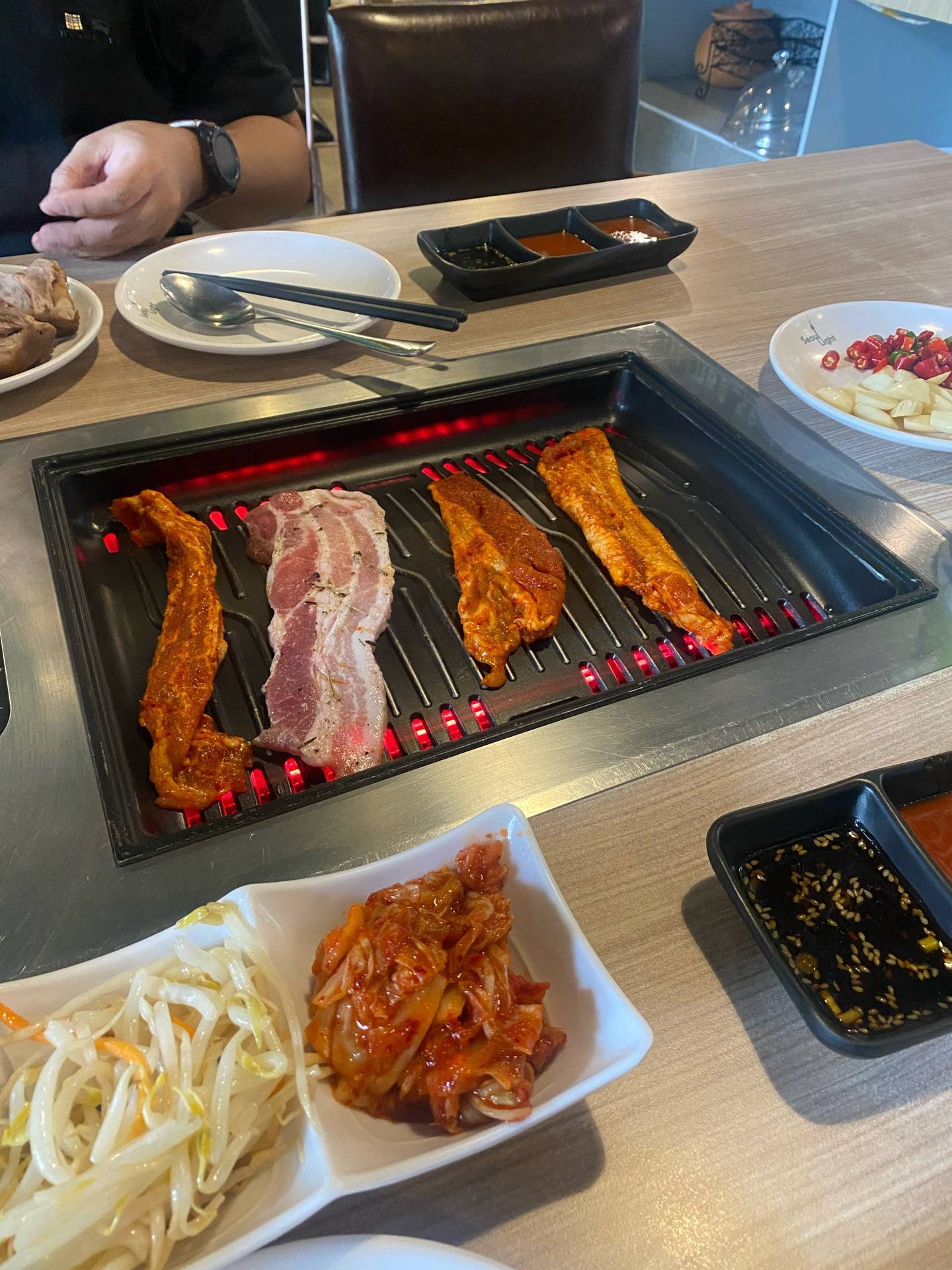 รีวิว Seoul Light Korean BBQ Narathiwas - ratchanakarin road - Buffet ...