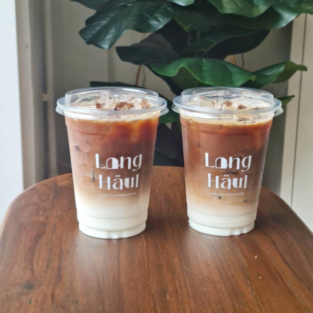 ลาเต้2แก้ว • image ร้าน Long haul cafe - ลองฮาวล์