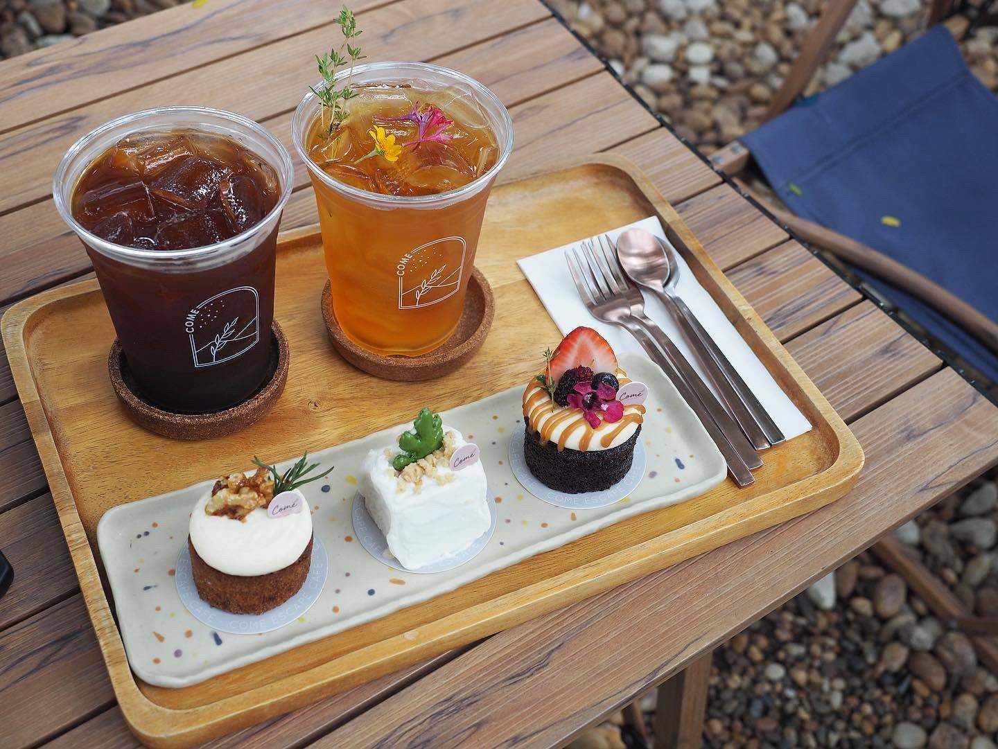 รีวิว Come Escape Cafe Come escape cafe - Cafe สไตล์การ์เด้น กับเค้ก ...