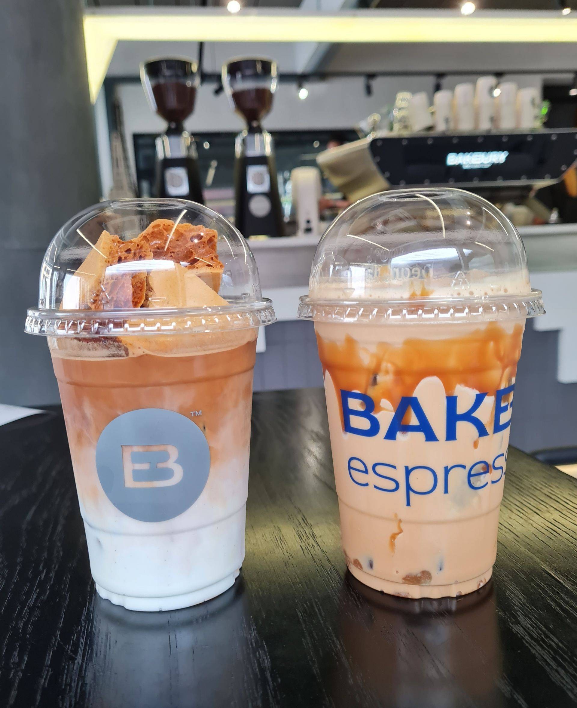 รีวิว BAKEBURY Espresso Bar HQ - Dalgona Candy Latte หนึ่งเดียวในใจ ...