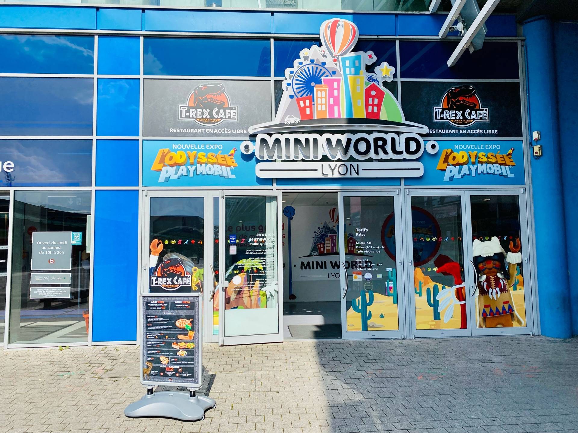 Mini World Lyon (มินิเวิลด์) - รีวิวสถานที่ท่องเที่ยว - Wongnai