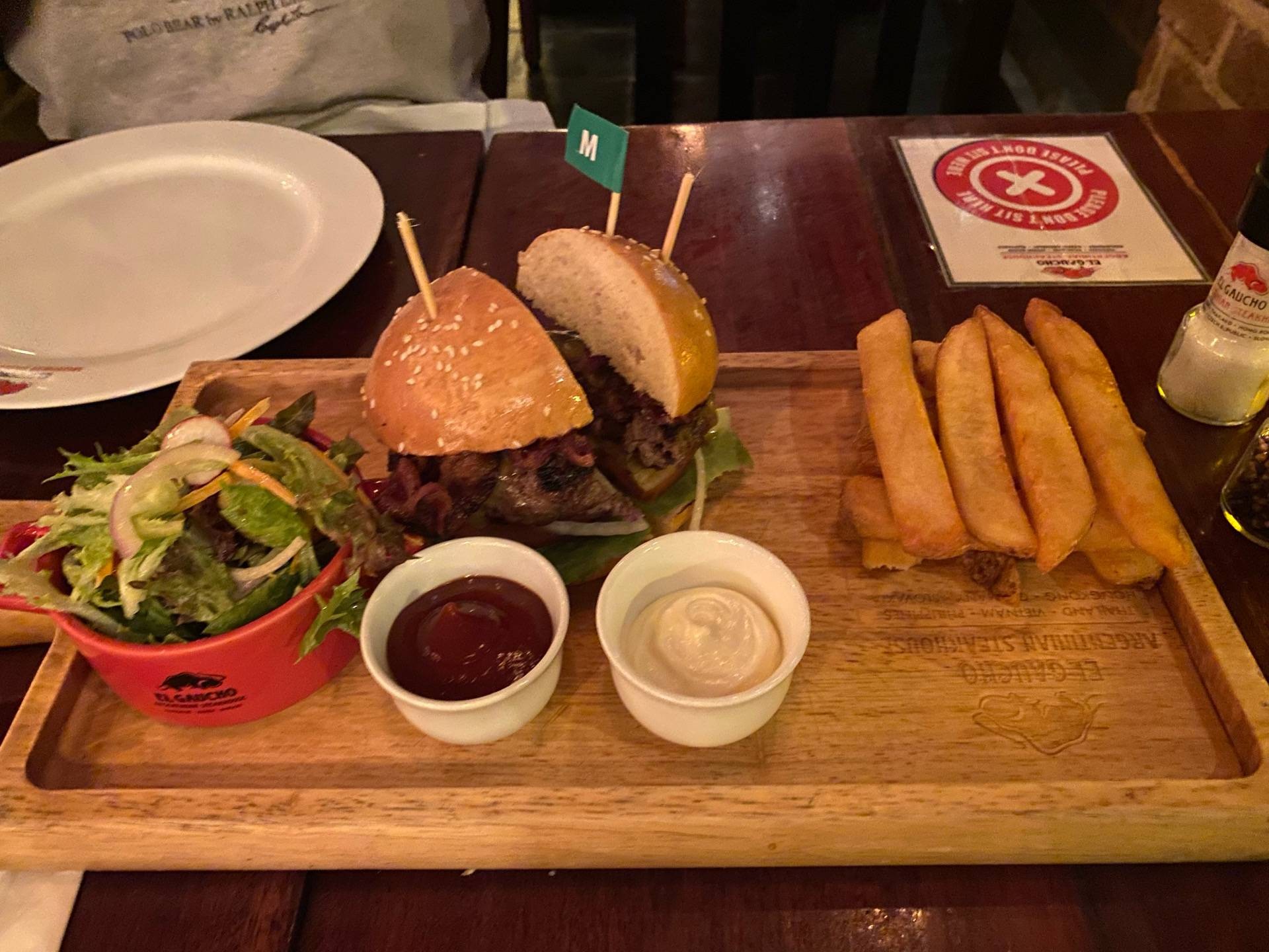 รูป El Gaucho Argentinian Steakhouse สุขุมวิทซอย 19