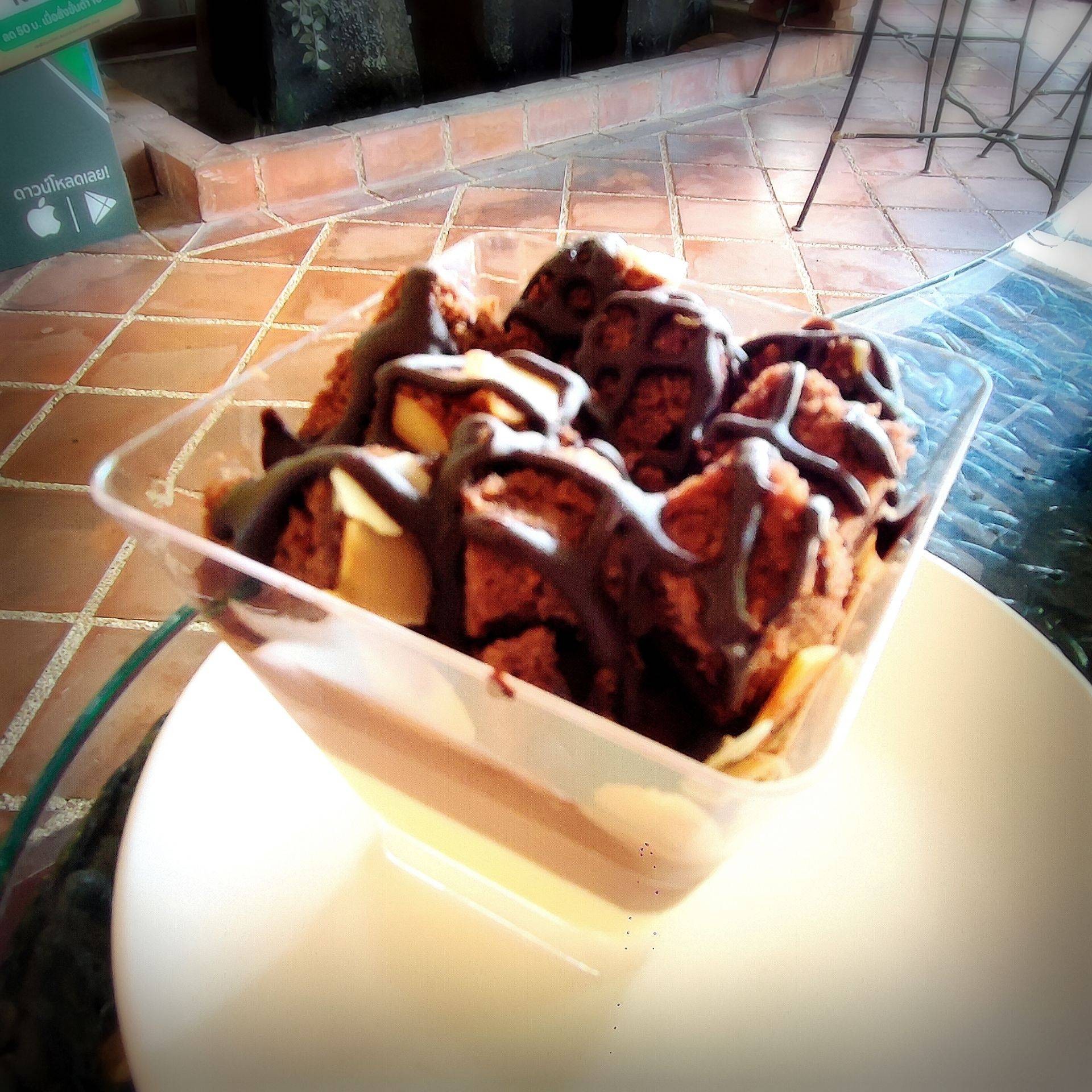 Triple chocolate mousse ร้าน Larna House พัฒนาการ 61 - Wongnai