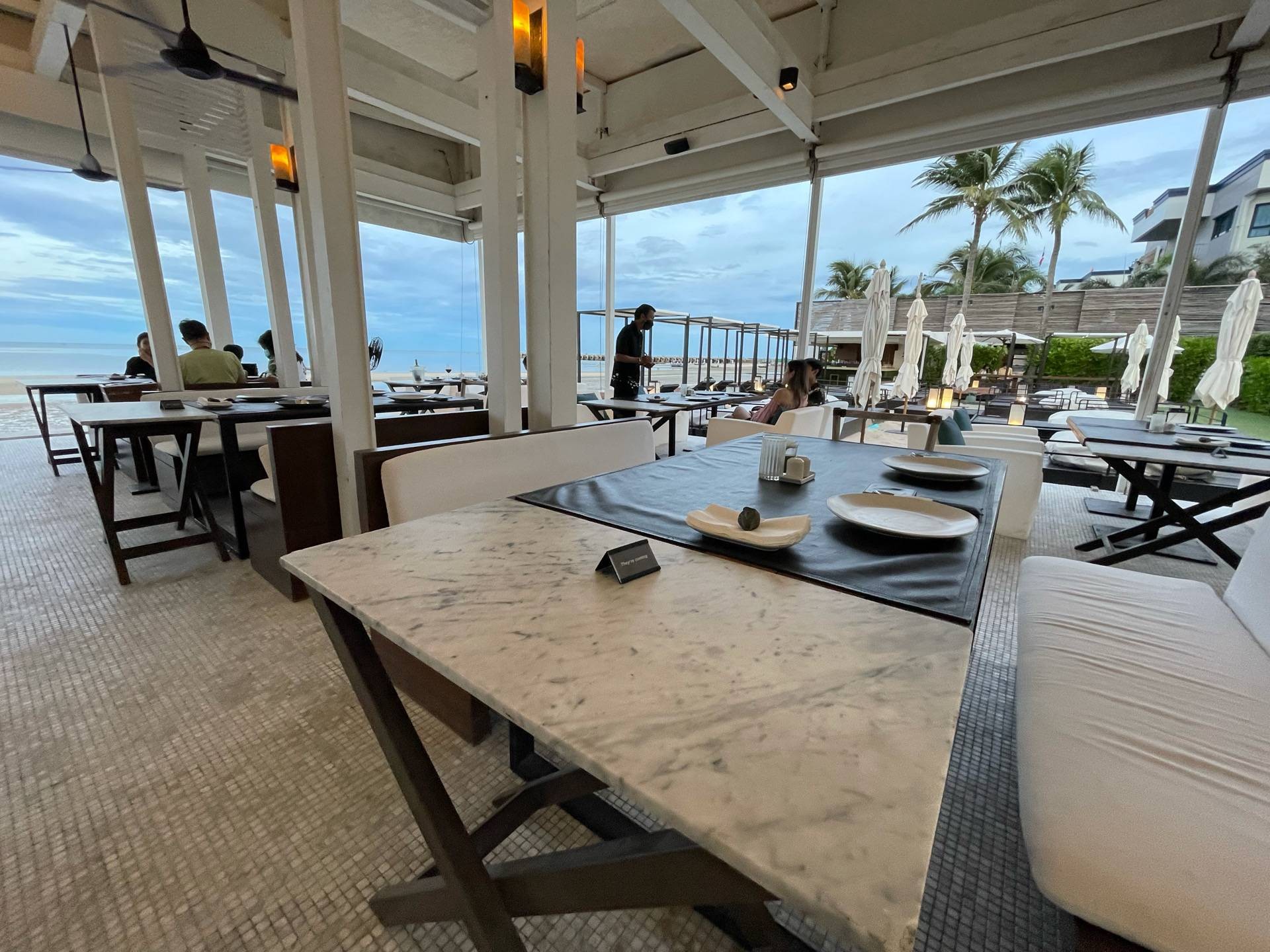 รูป Oceanside Beach Club & Restaurant