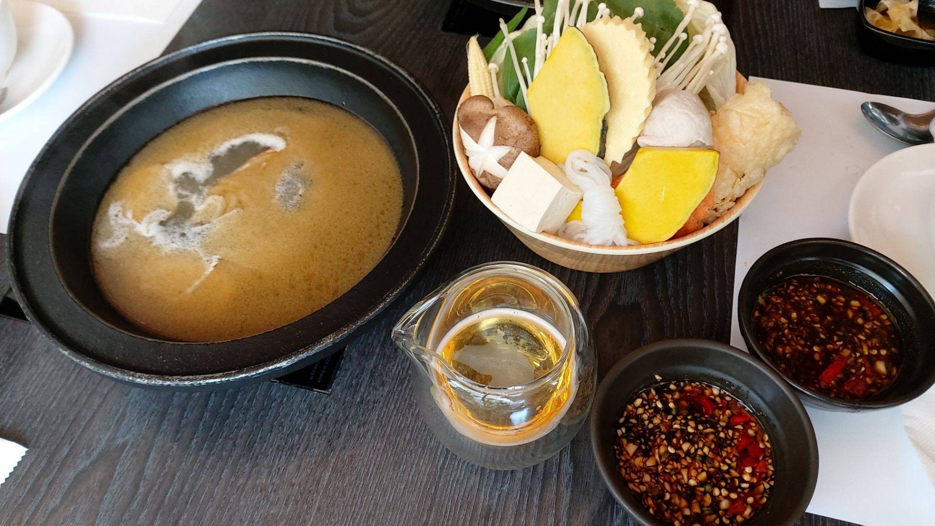 รีวิว HANJI Taiwanese Hot Pot ทองหล่อ - มาซ้ำ ไม่อร่อยจริงไม่มานะ