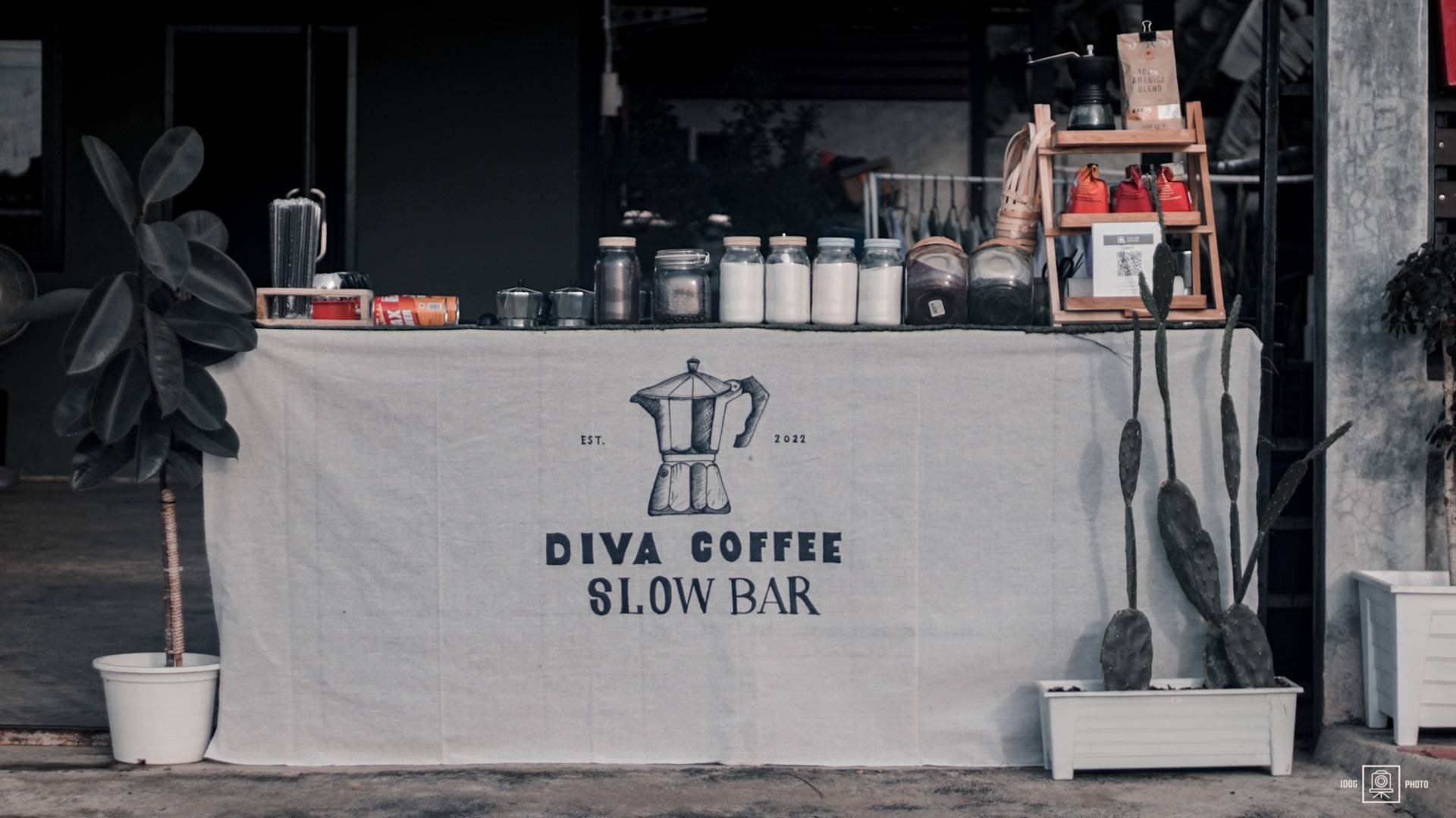 [รีวิว] ร้าน DIVA COFFEE กาแฟสดหม้อต้ม | เมนูแนะนำ รูปภาพ ราคา