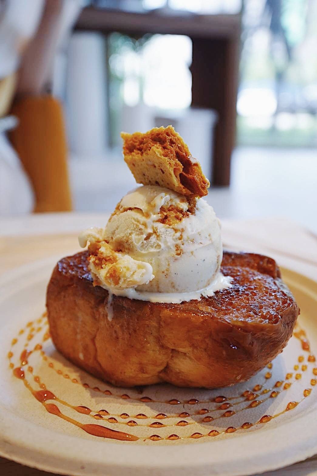 รีวิว Phuketique Phyll x Phuketique - Pop up store ที่เหมาะแก่การมานั่งชิว