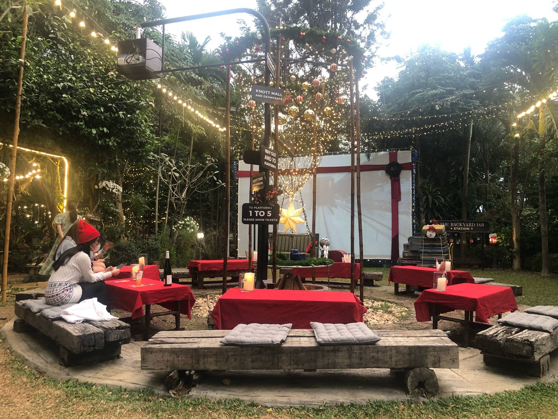 รีวิว The Backyard 168 - Outdoor cinema in Khao Yai