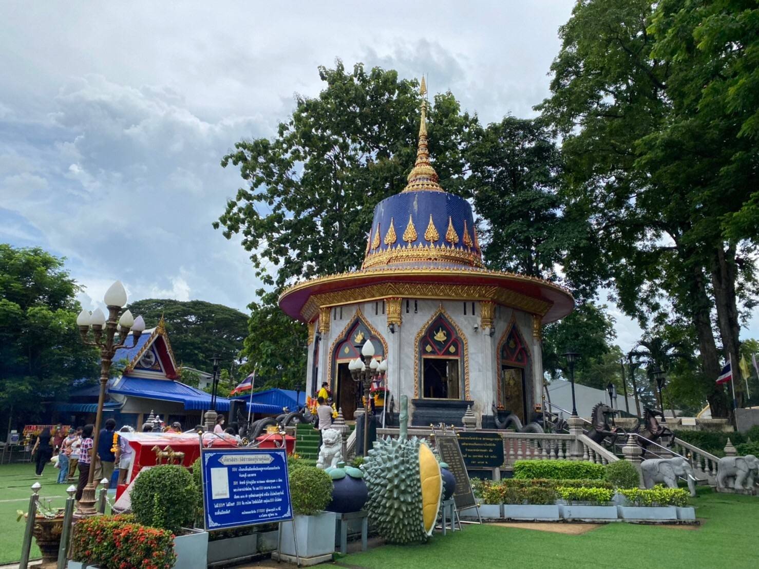 รูป ศาลสมเด็จพระเจ้าตากสินมหาราช จันทบุรี Wongnai