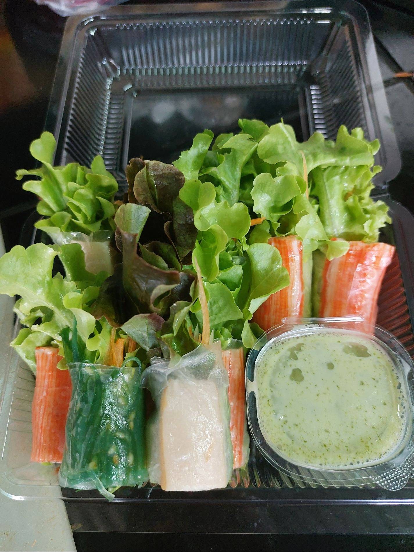 สลัดโรลรวม • image ร้าน แซนวิช แอนด์ สลัด บ้านน้องผักกาด