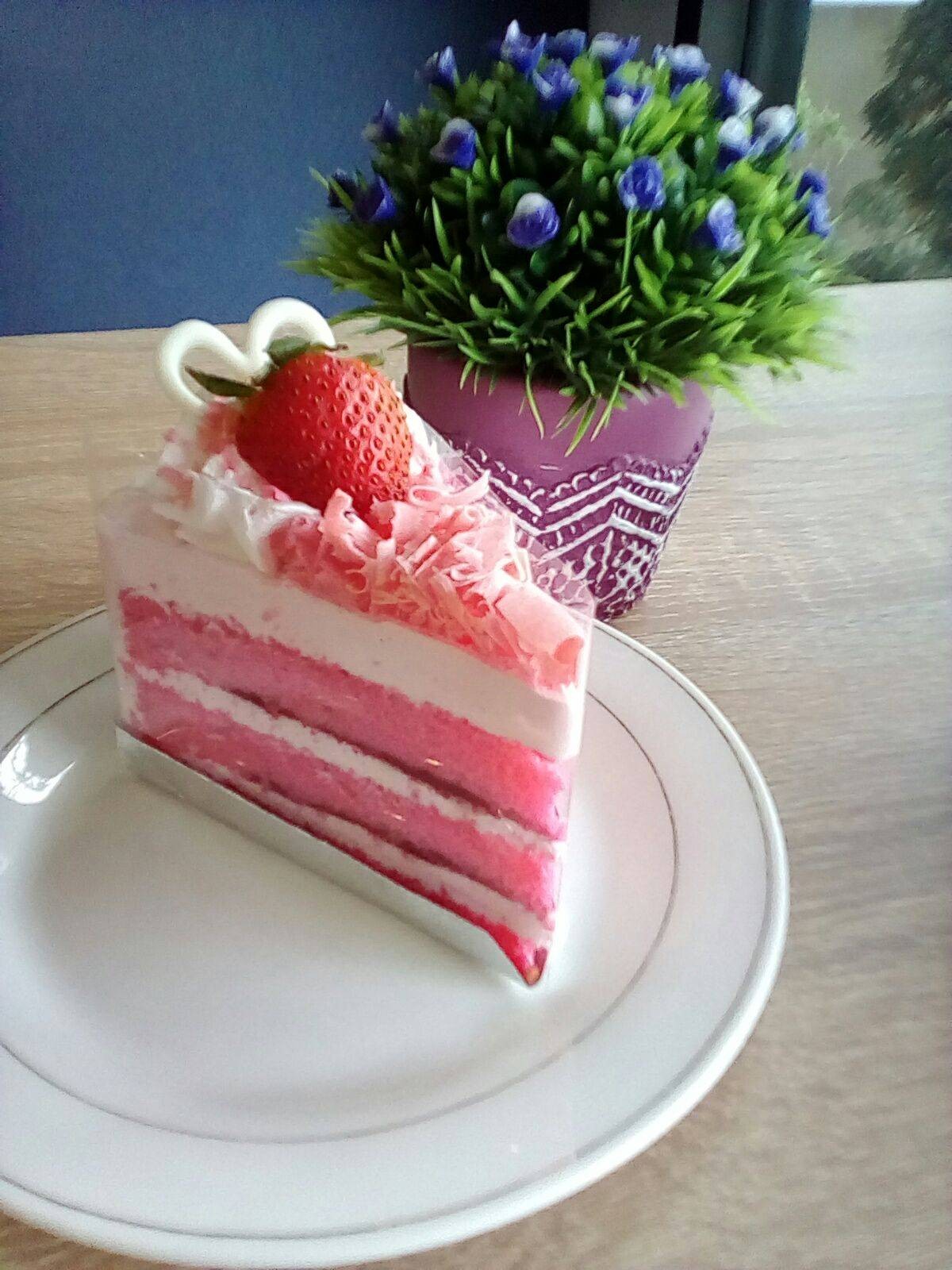ไวท์พิงค์ชมพู • image ร้าน Mod Me Coffee แก่งคอย