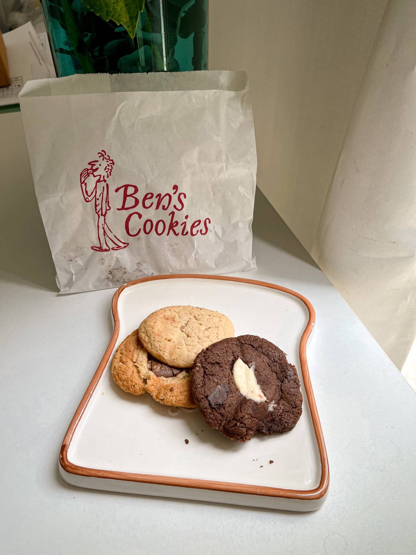 รีวิว Ben’s Cookies สยามพารากอน - 📍 Ben’s Cookies สาขาสยามพารากอน