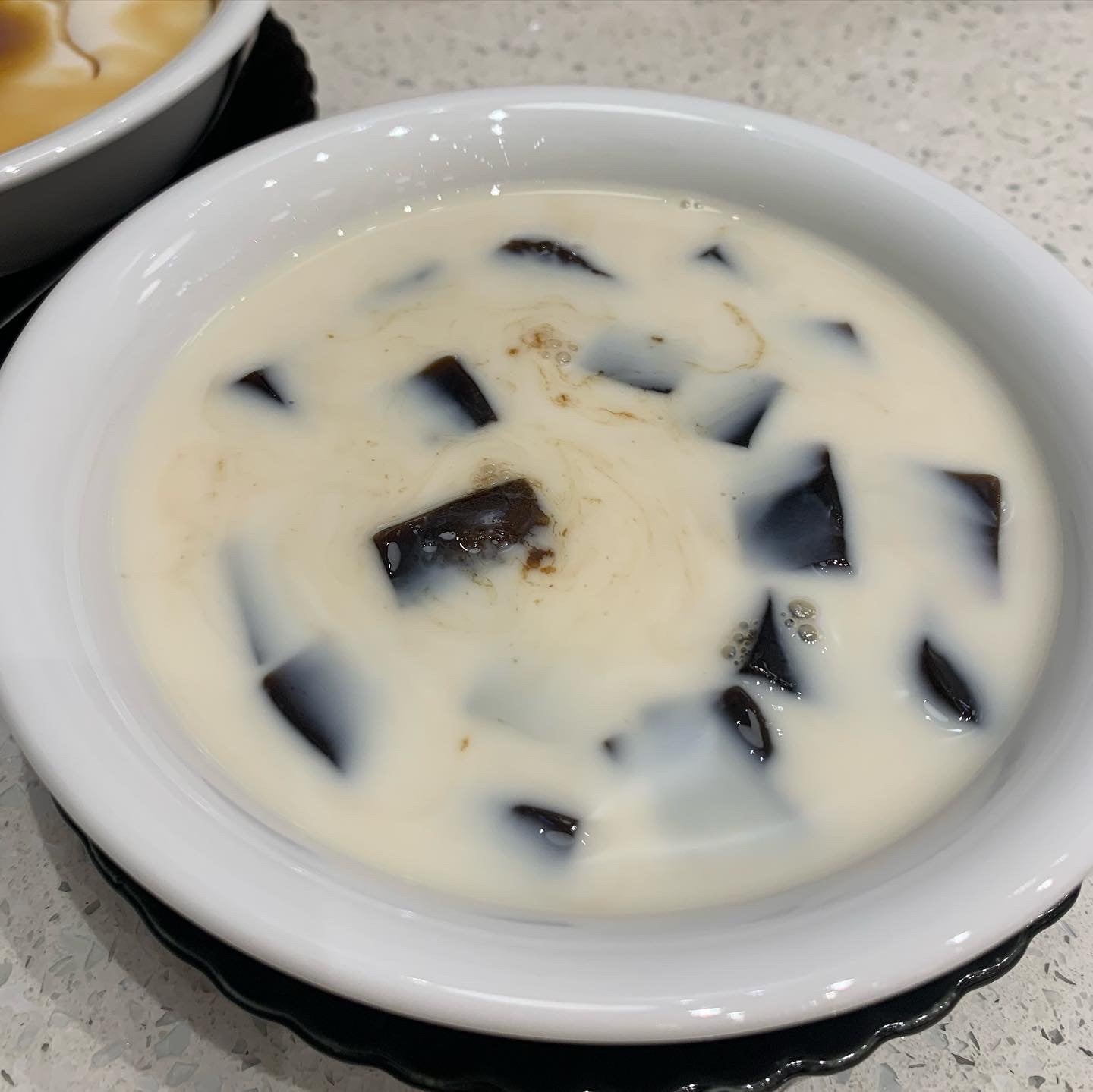 เฉาก๊วย ร้าน Tea Meat Bone Bak Kut Teh Tea Meat Bone @ Samyan Mitrtown