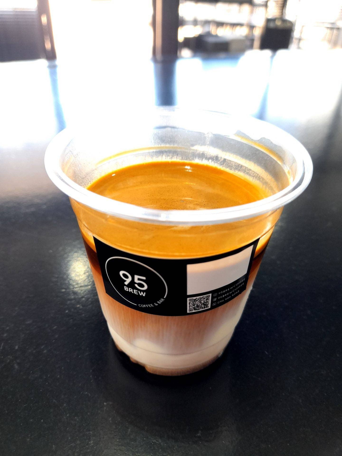 รีวิว 95 BREW 95 Brew - ร้านกาแฟดี ๆ ที่อยู่ลับ ๆ หลบ ๆ ในพื้นที่ชะอำ คอกาแฟน่าแวะไปลองชิมนะ