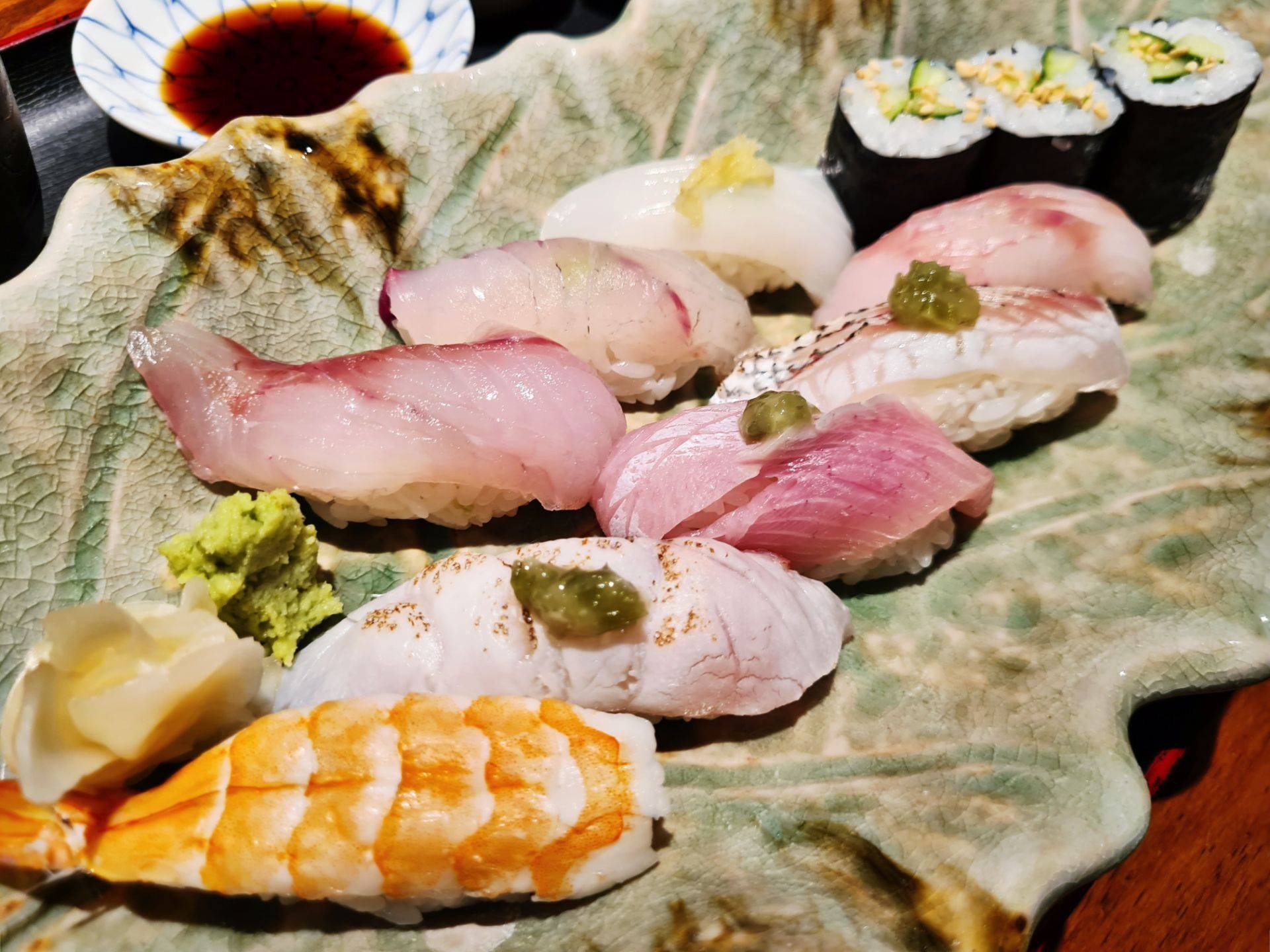 Nigiri Sushi Set ร้าน Sasaya สีลม - Wongnai