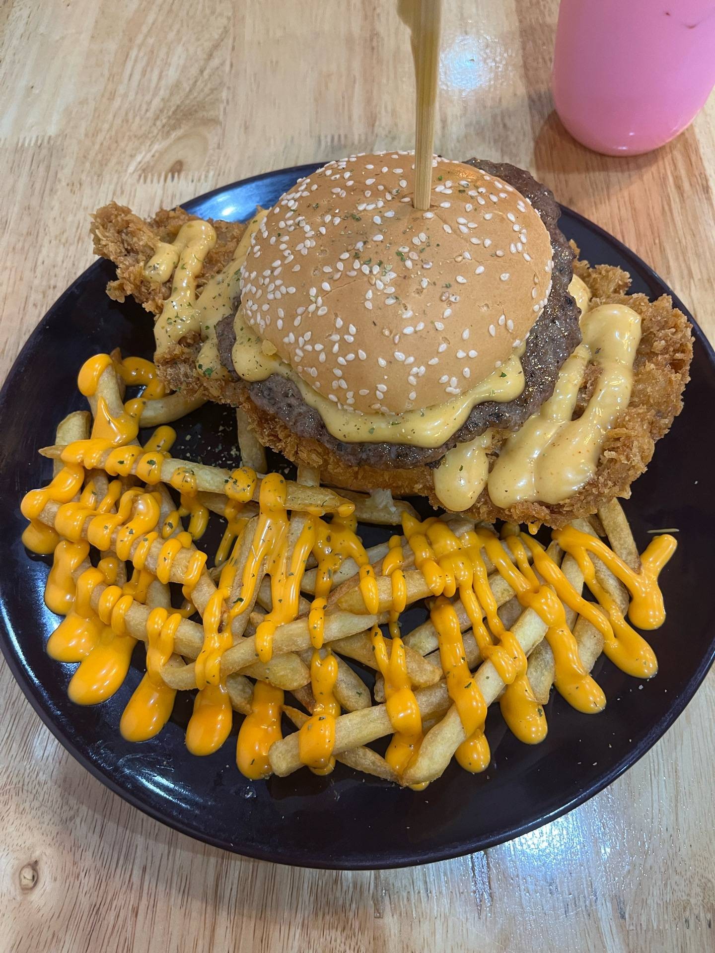 Super Burger Duo Set ร้าน สเต็กอาม่า สาขา บรรทัดทอง - Wongnai