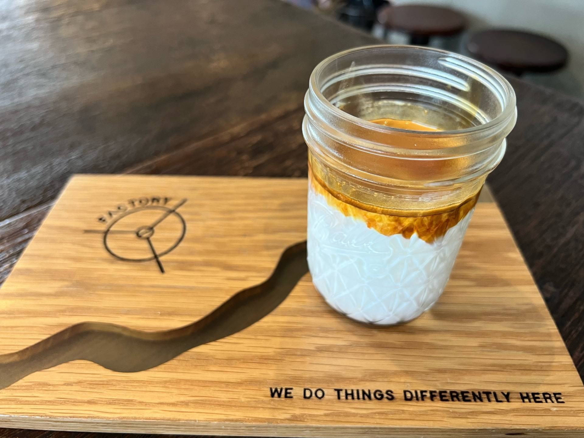 รีวิว Factory Coffee พญาไท - ร้านกาแฟรถไฟฟ้าพญาไท