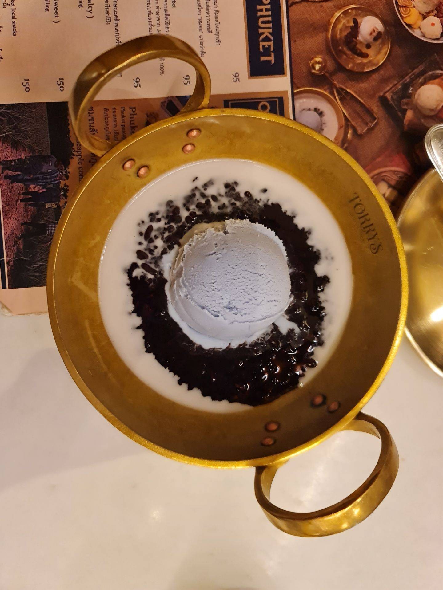 รีวิว Torry's Ice cream Soi Rommanee (old town) - บิ๊โก่หมอย อร่อย ติดใจเลย