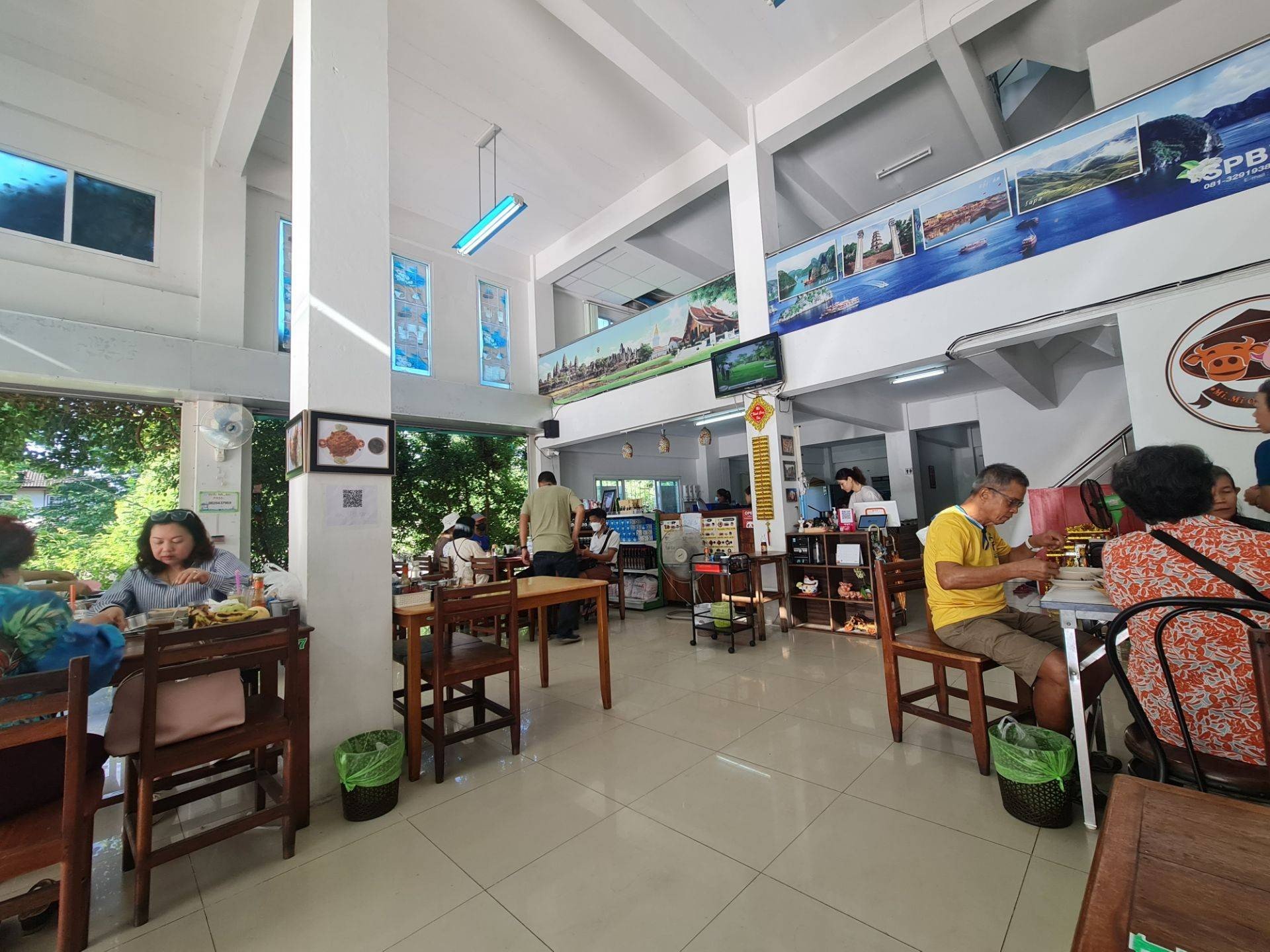 รูป Mimi Opla & Cafe Fin