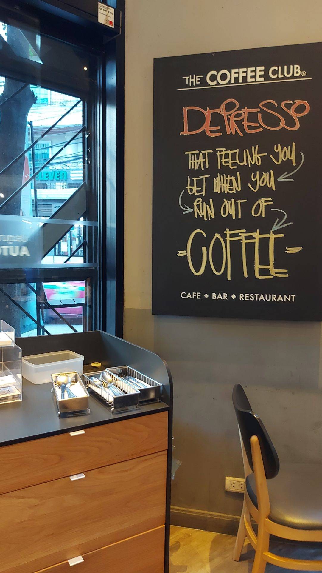 รูป The Coffee Club Holiday Inn Sukhumvit Soi 11