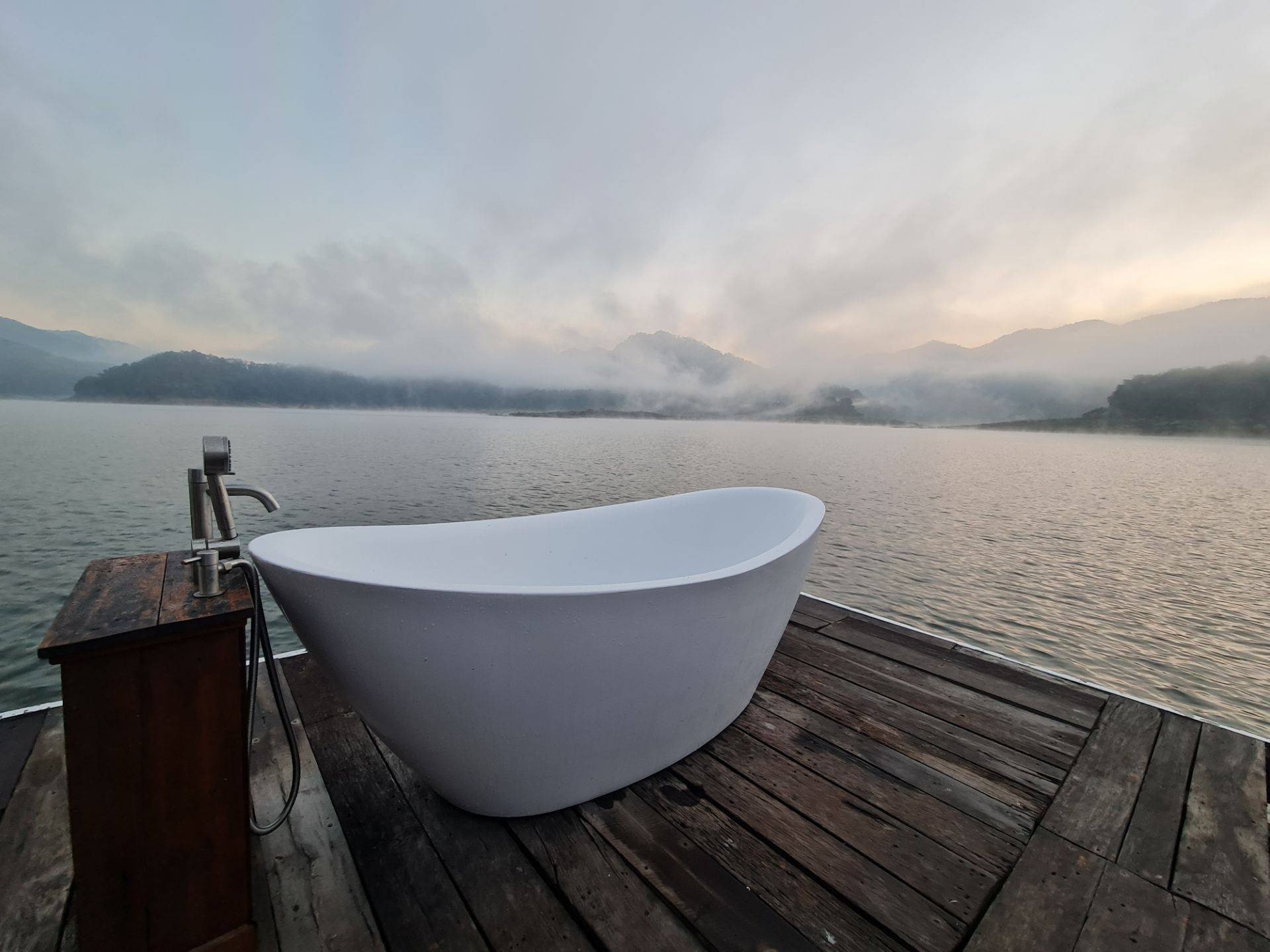 รูป ภูเขาลอยน้ำ เชียงใหม่ Mountain Float Chiangmai