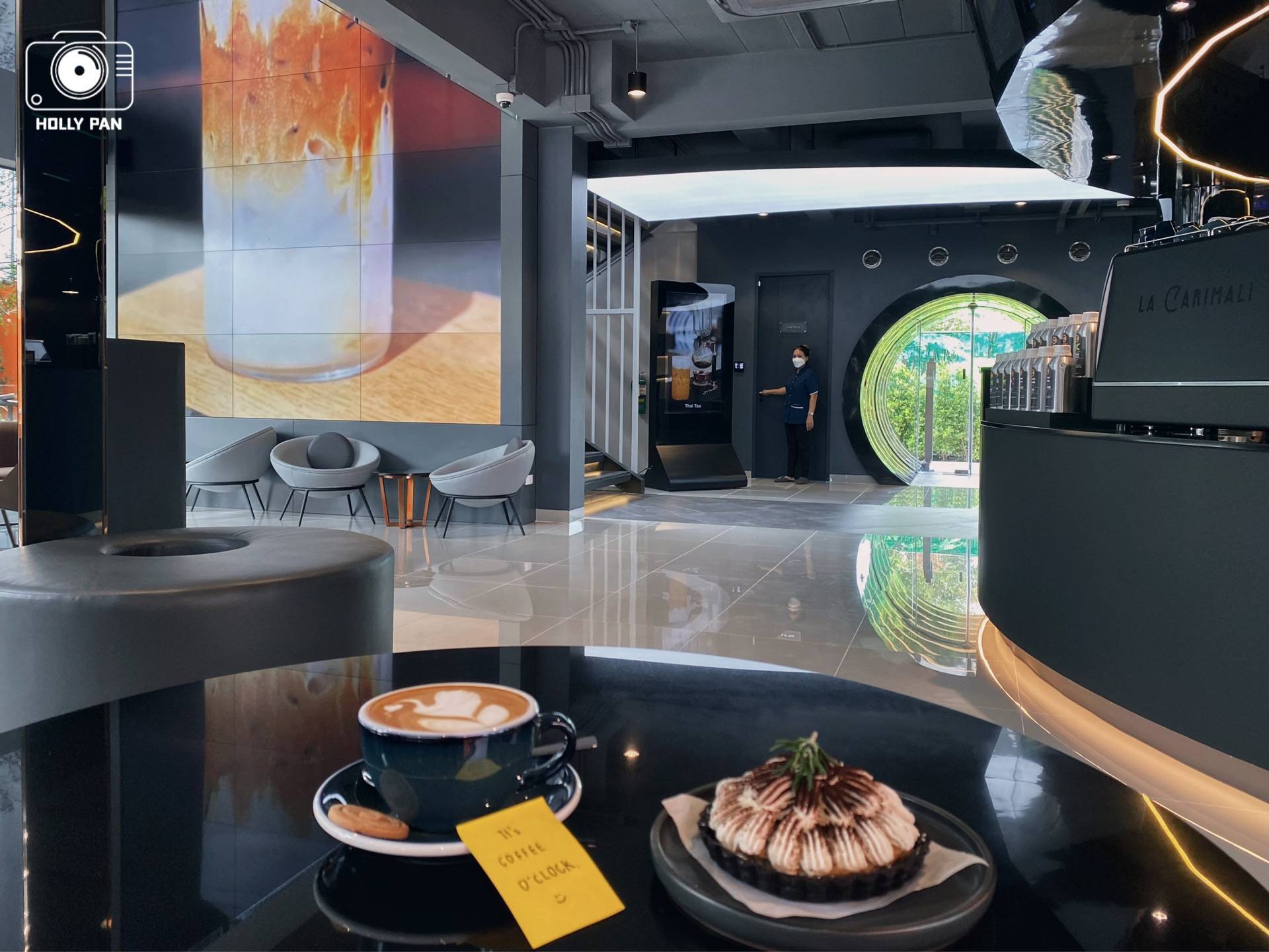 รีวิว บริษัท คริปโต คอฟฟี่ จำกัด Phuket - Crypto Coff 共享办公空间