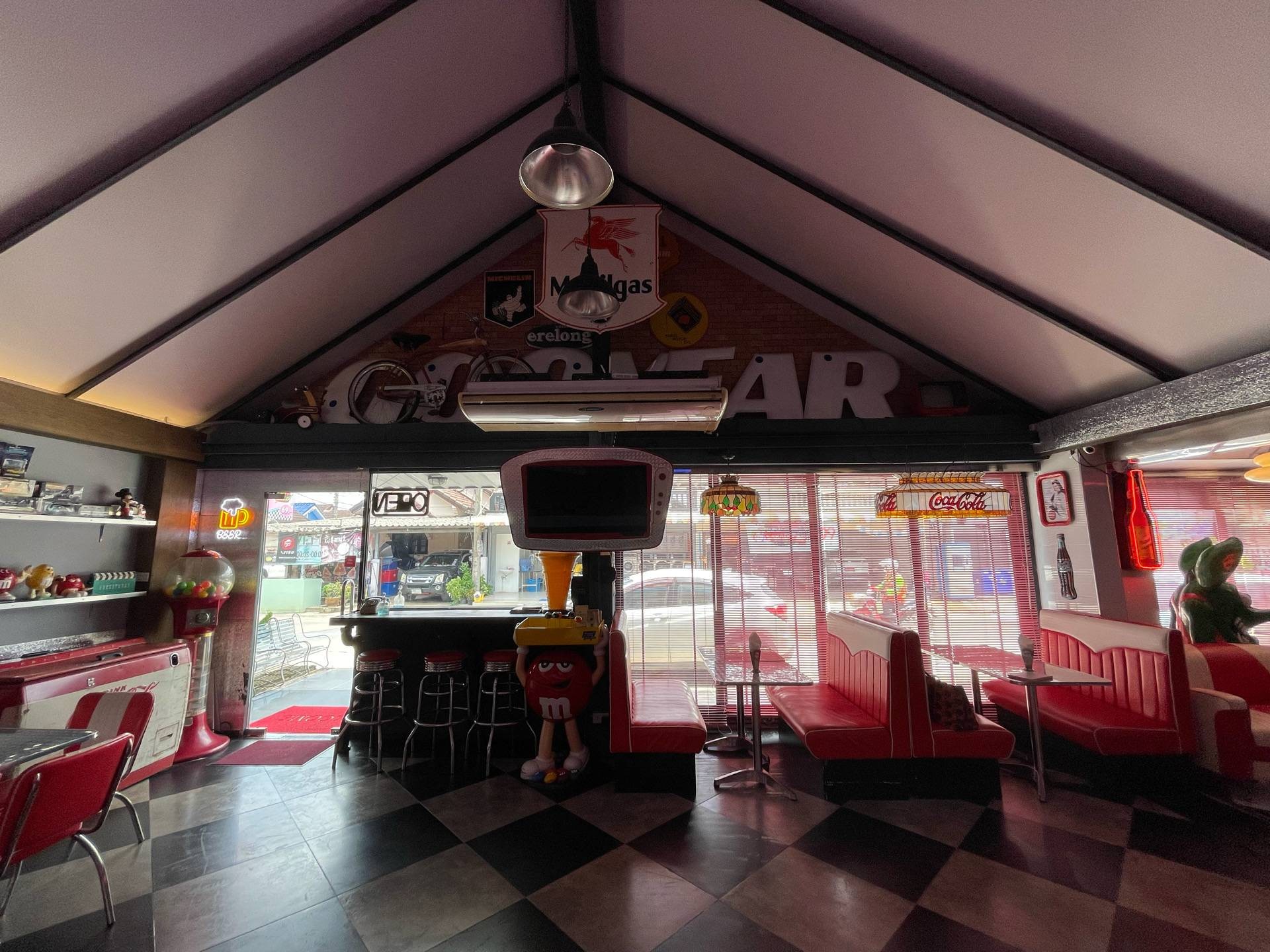 รูป Classic Car Diner