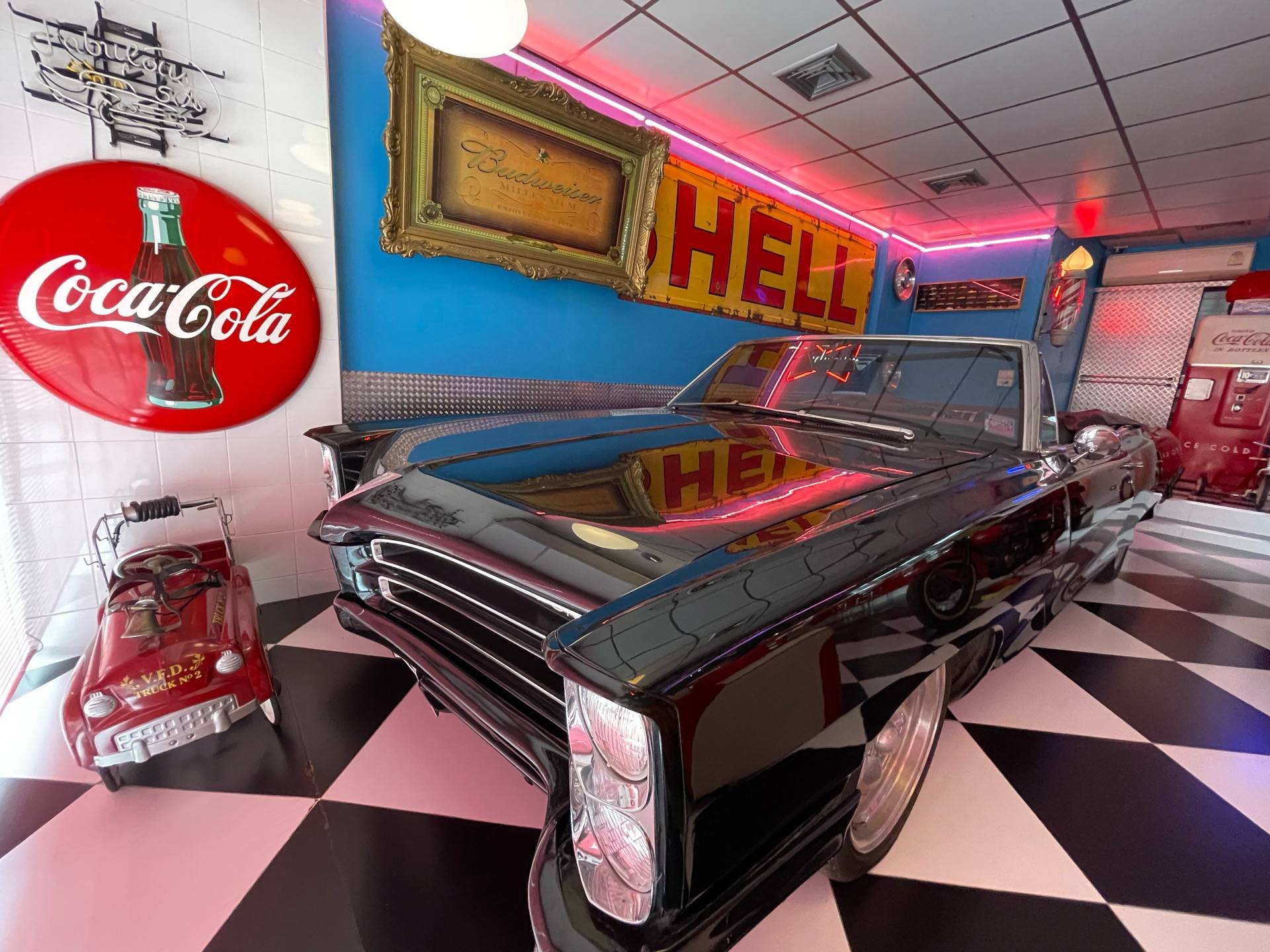 รูป Classic Car Diner