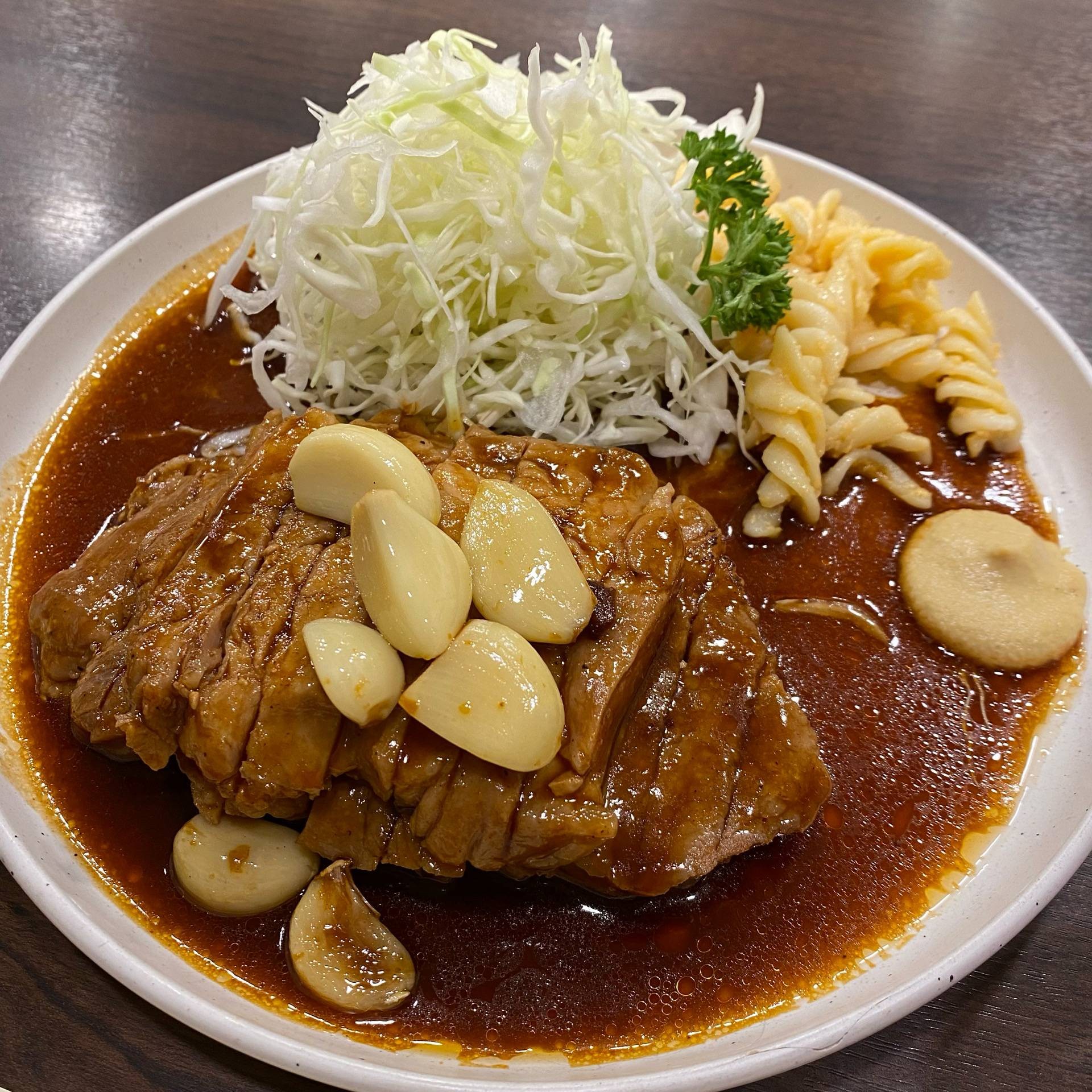 รีวิว Kobe Tonteki Phrom Phong - อาหารอร่อยและราคาดีมากครับ - Wongnai