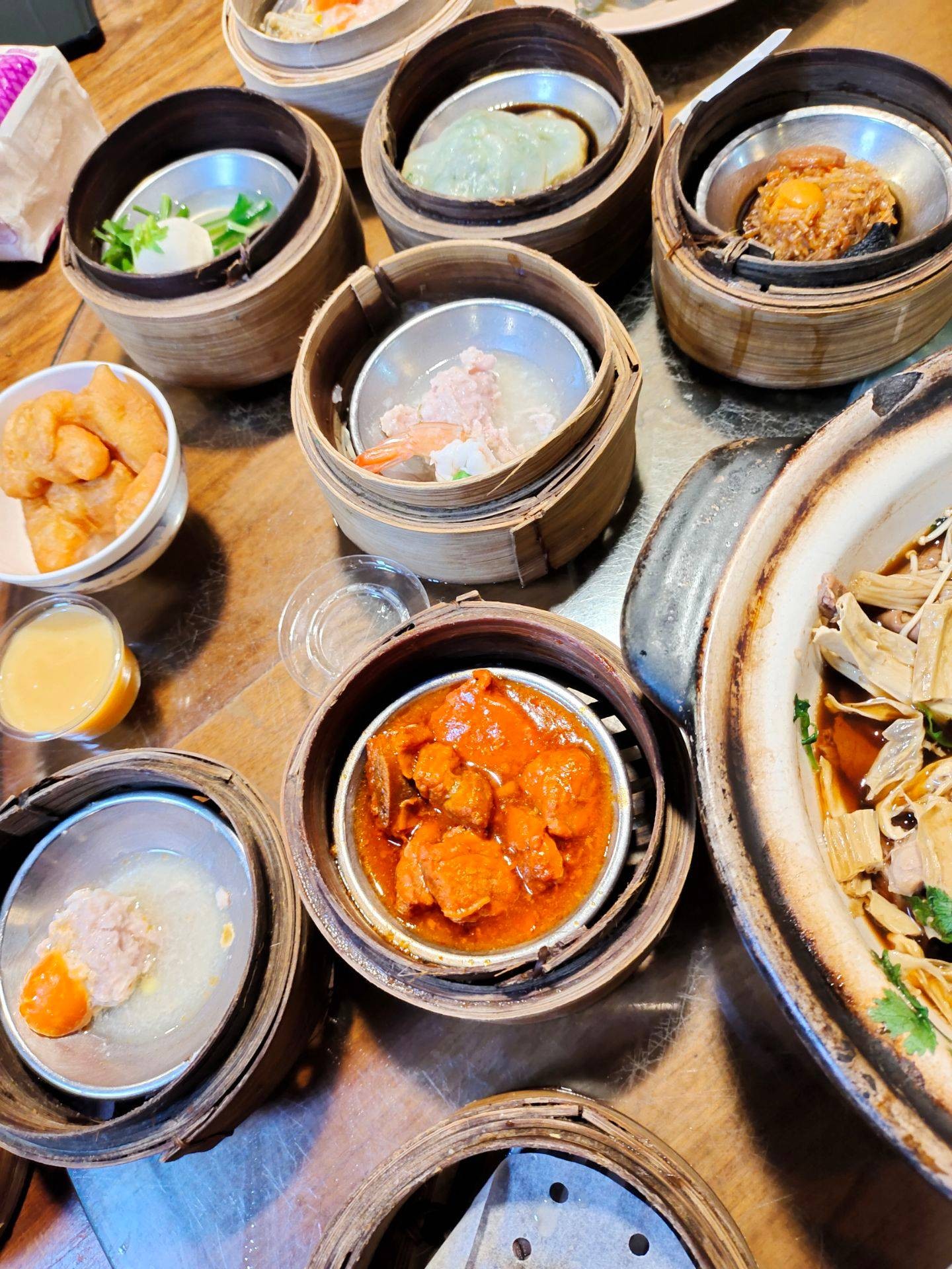 รูป โชคดี แต่เตี้ยม ตัวเมืองหาดใหญ่ 1