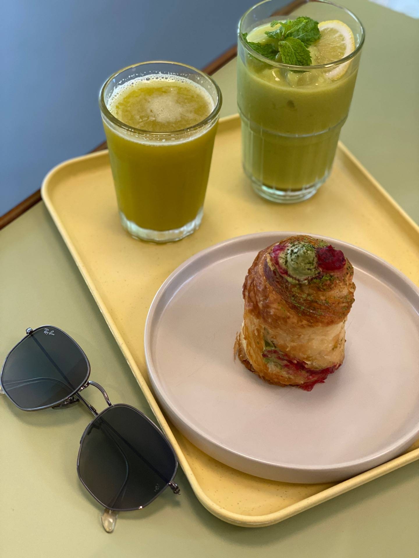 รีวิว Spring Bakehouse . - เบเกอรี่กรอบๆ กับมุมถ่ายรูปชิคๆ - Wongnai