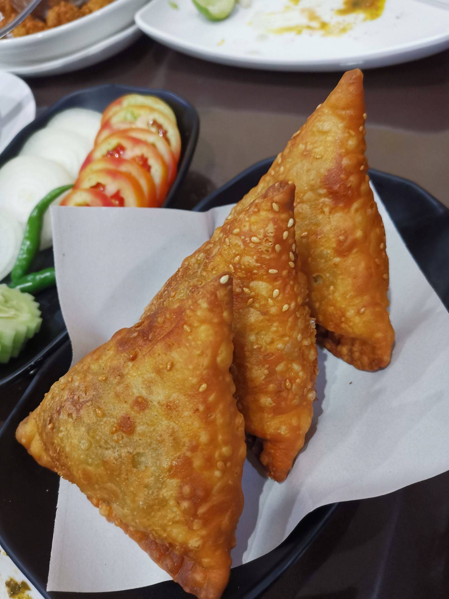 Vegetable samosa (ซาโมซ่ามังสวิรัต) 1pc ร้าน SAIMA FOOD MASTER (ไซม่าฟู ...